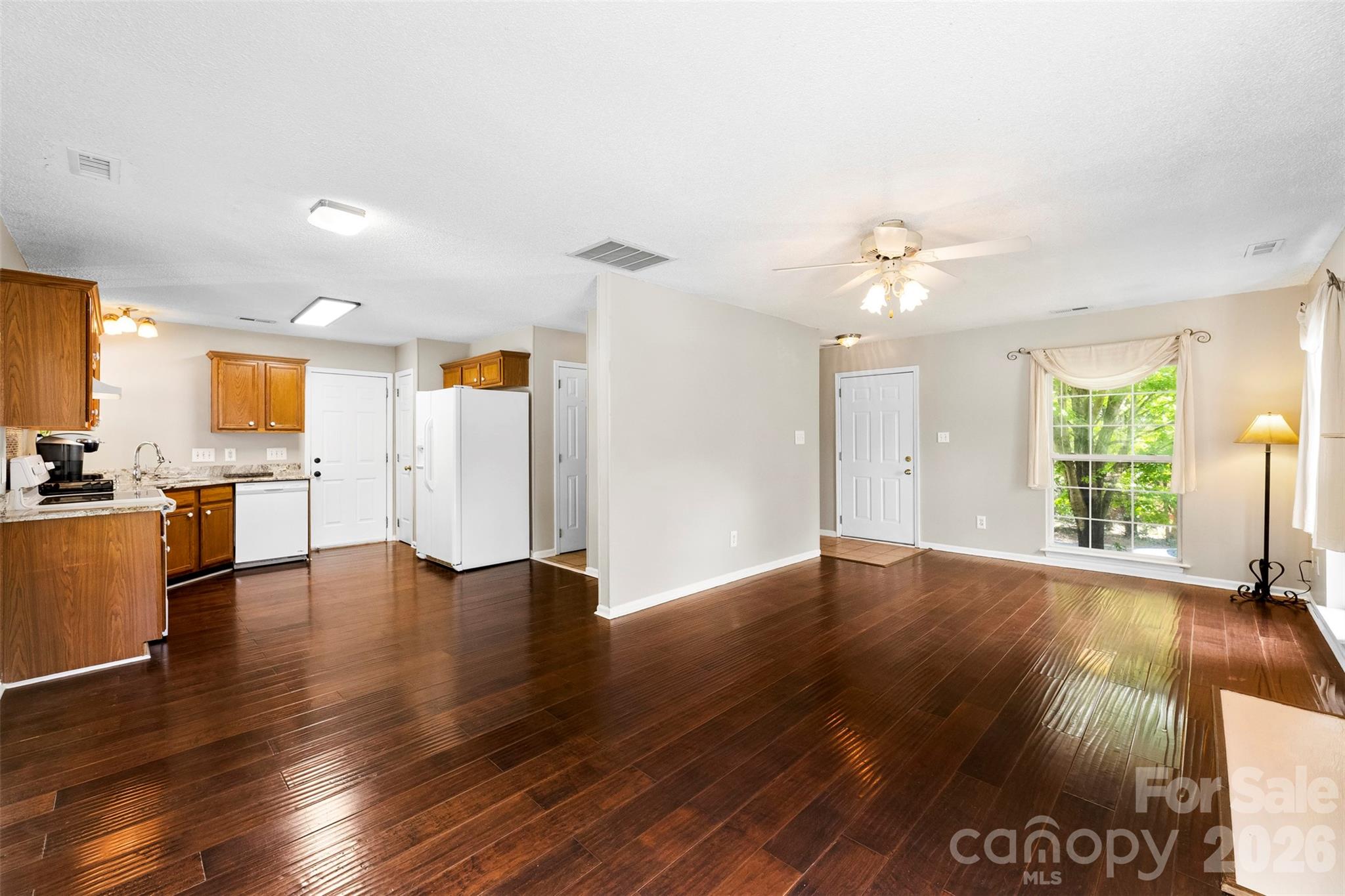 Photo 11 of 15027 Ashlight Drive, Charlotte, NC