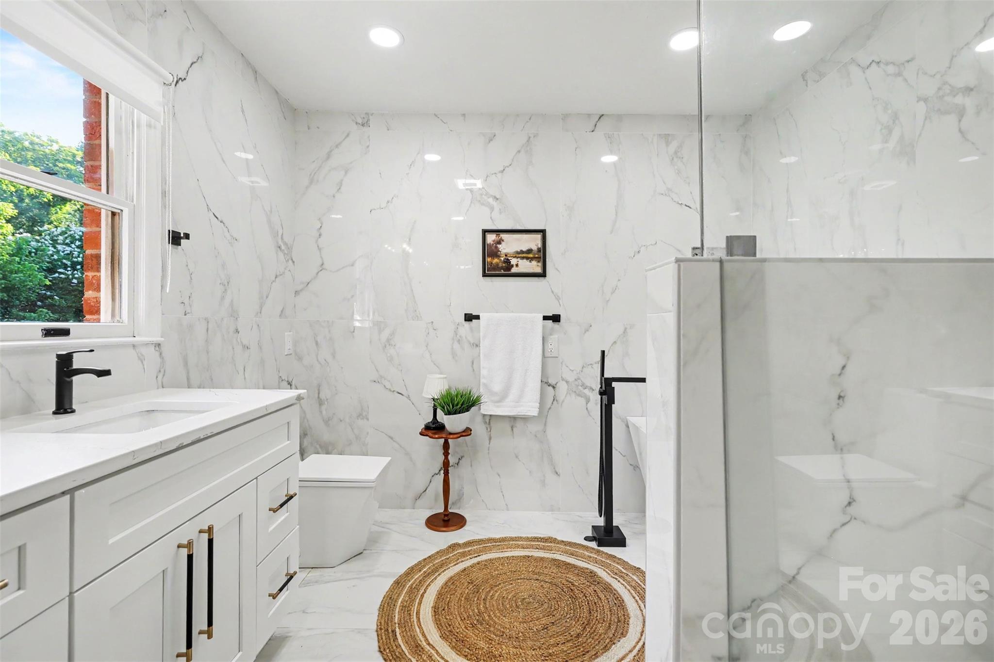 Photo 26 of 2814 winding oak Drive, Charlotte, NC