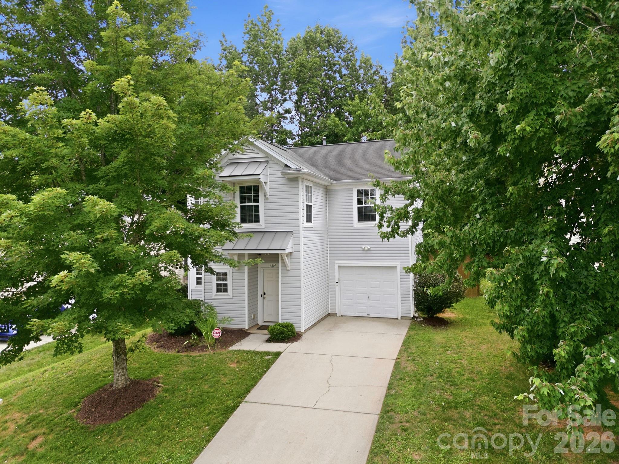 Photo 2 of 6207 Blue Ash Lane, Charlotte, NC