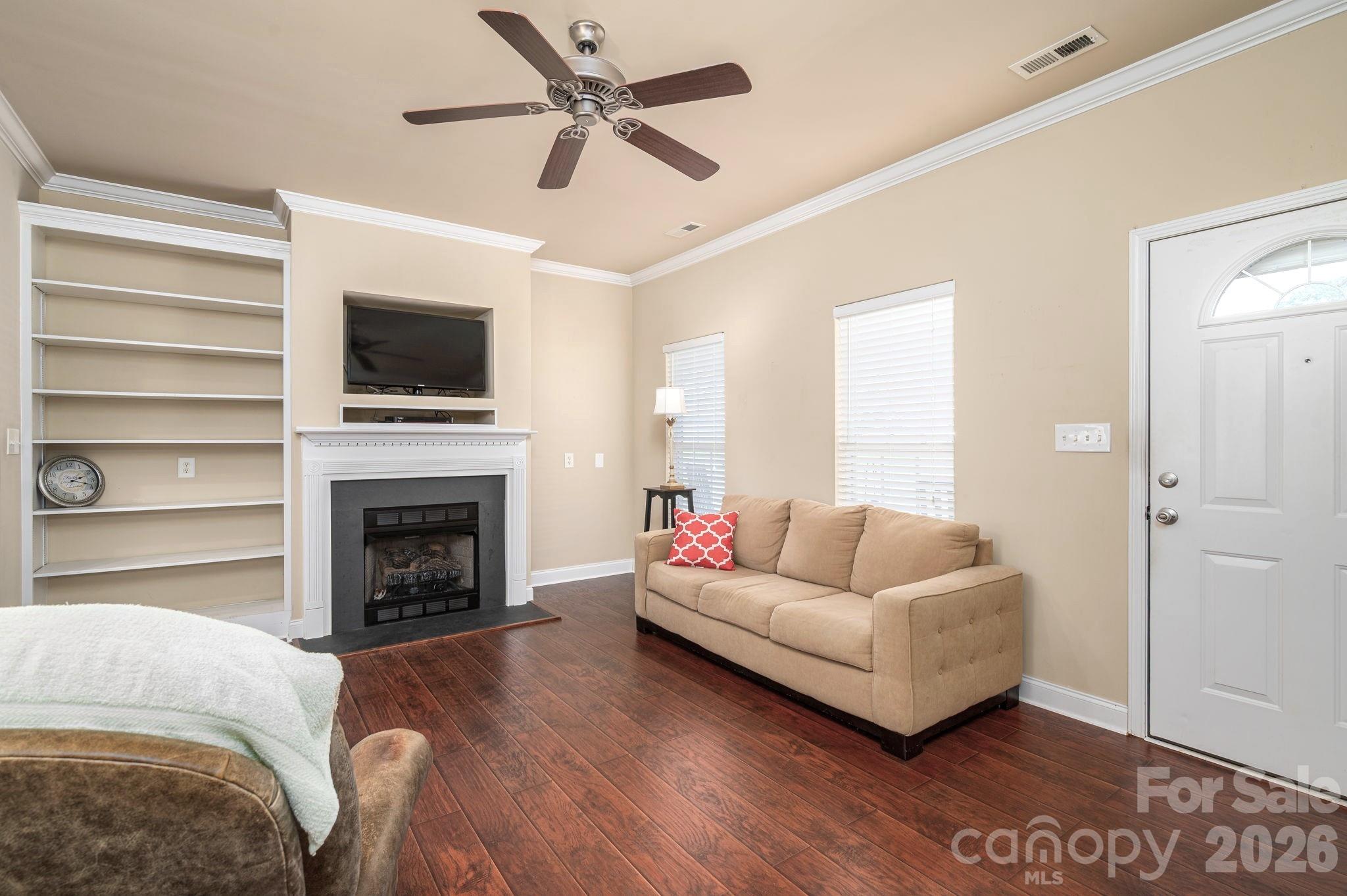 Photo 4 of 7212 Pinfeather Circle, Cramerton, NC