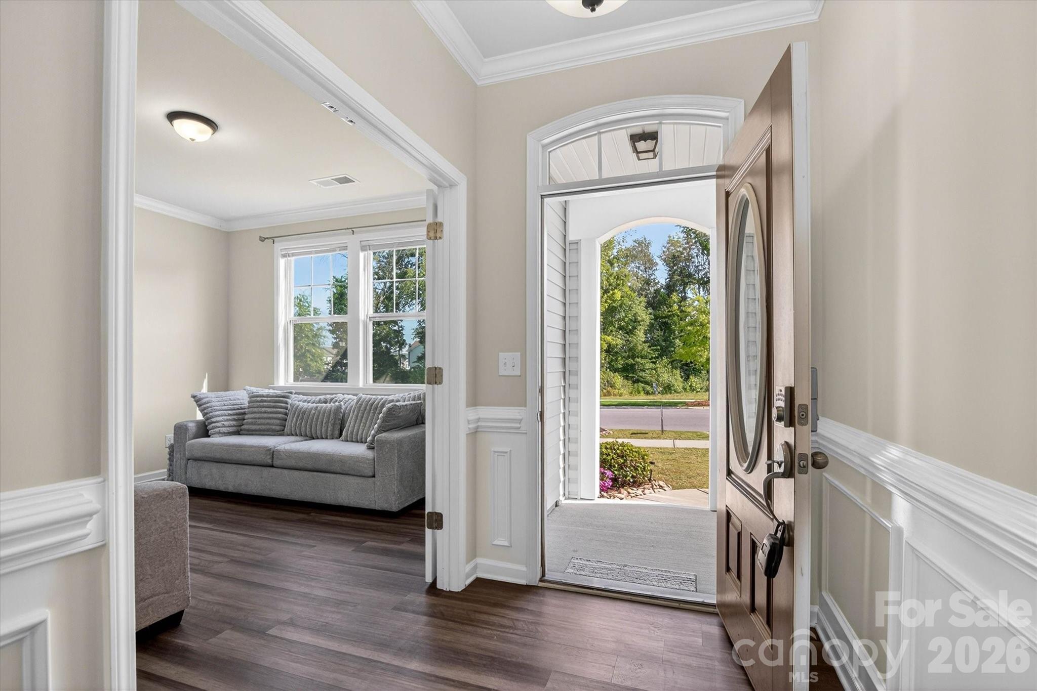 Photo 7 of 6629 Meridale Forest Drive, Charlotte, NC