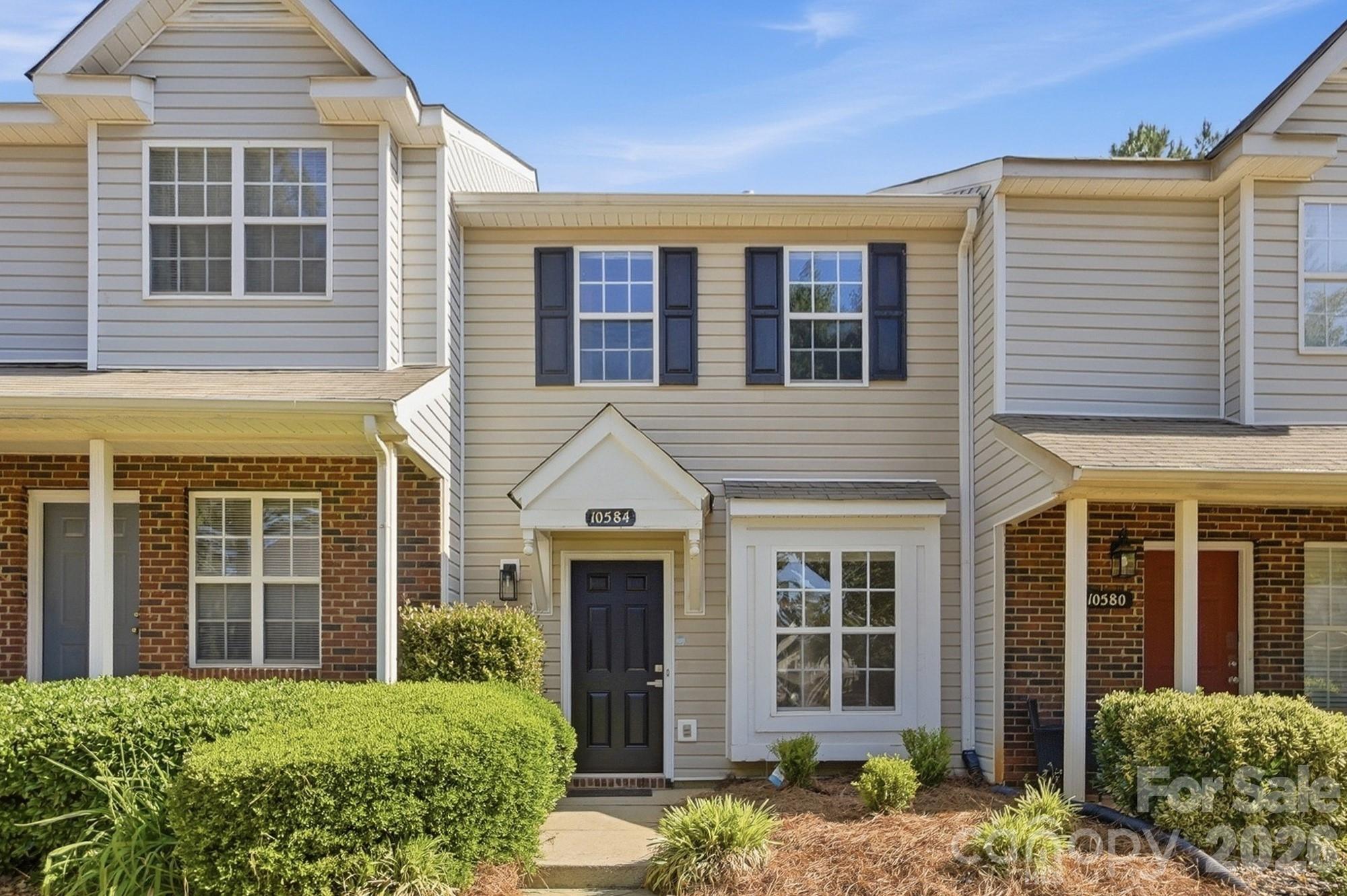 Home for sale at 10584 English Setter Way, Charlotte, NC — photo 1 of 39