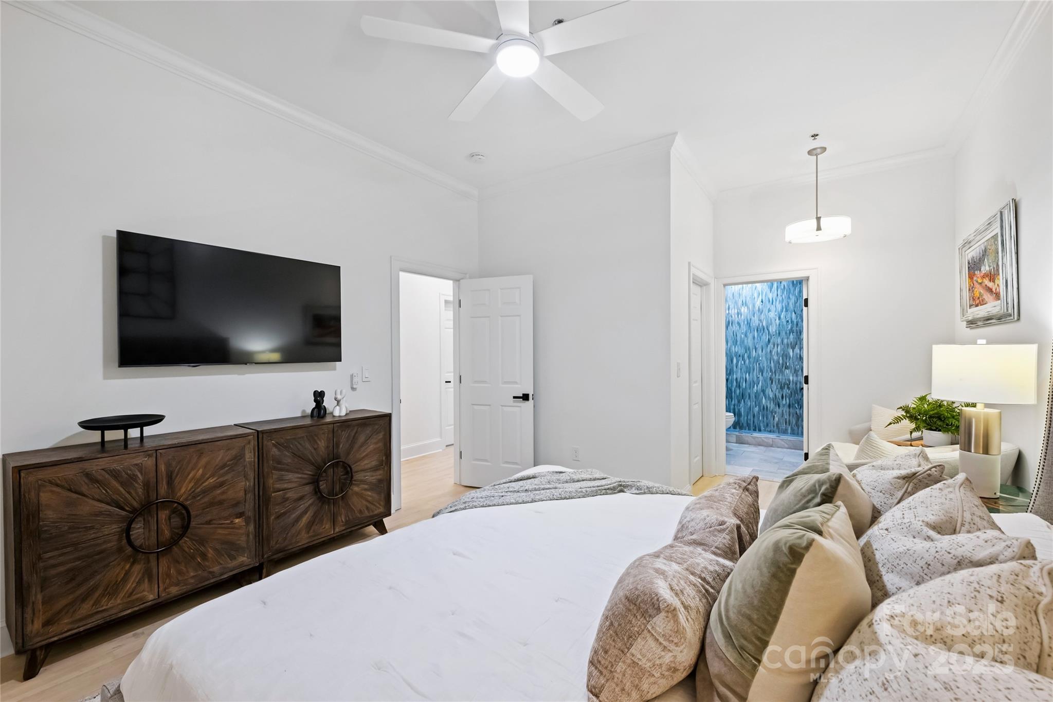Photo 29 of 127 N Tryon Street615, Charlotte, NC