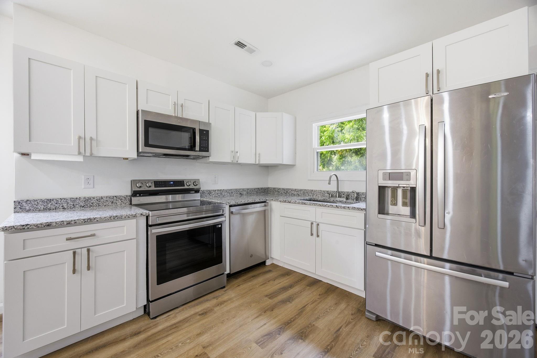 304 Ashford Street, Chester, SC - photo 7 of 30