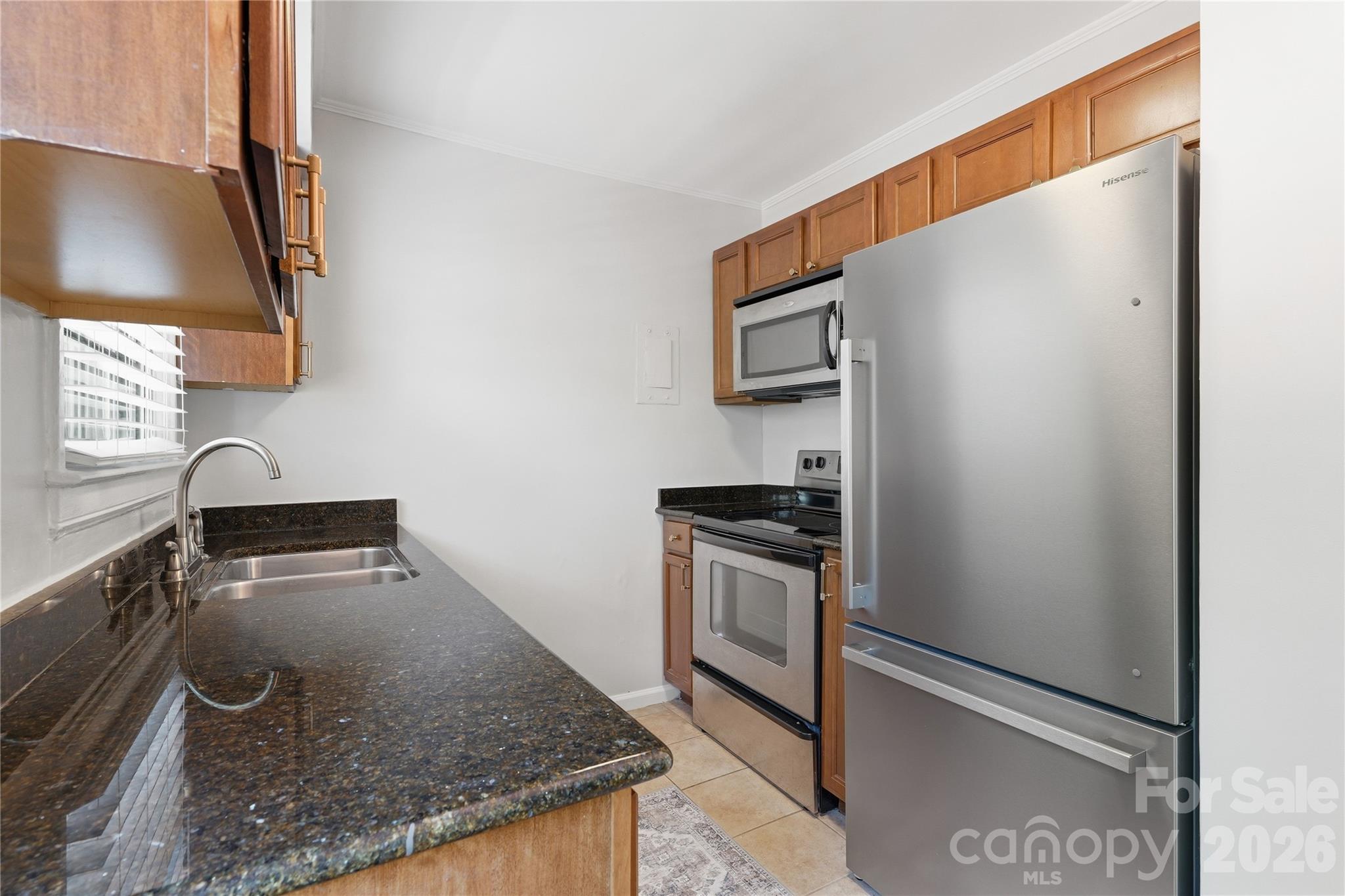 Photo 10 of 525 Wakefield Drive, Charlotte, NC