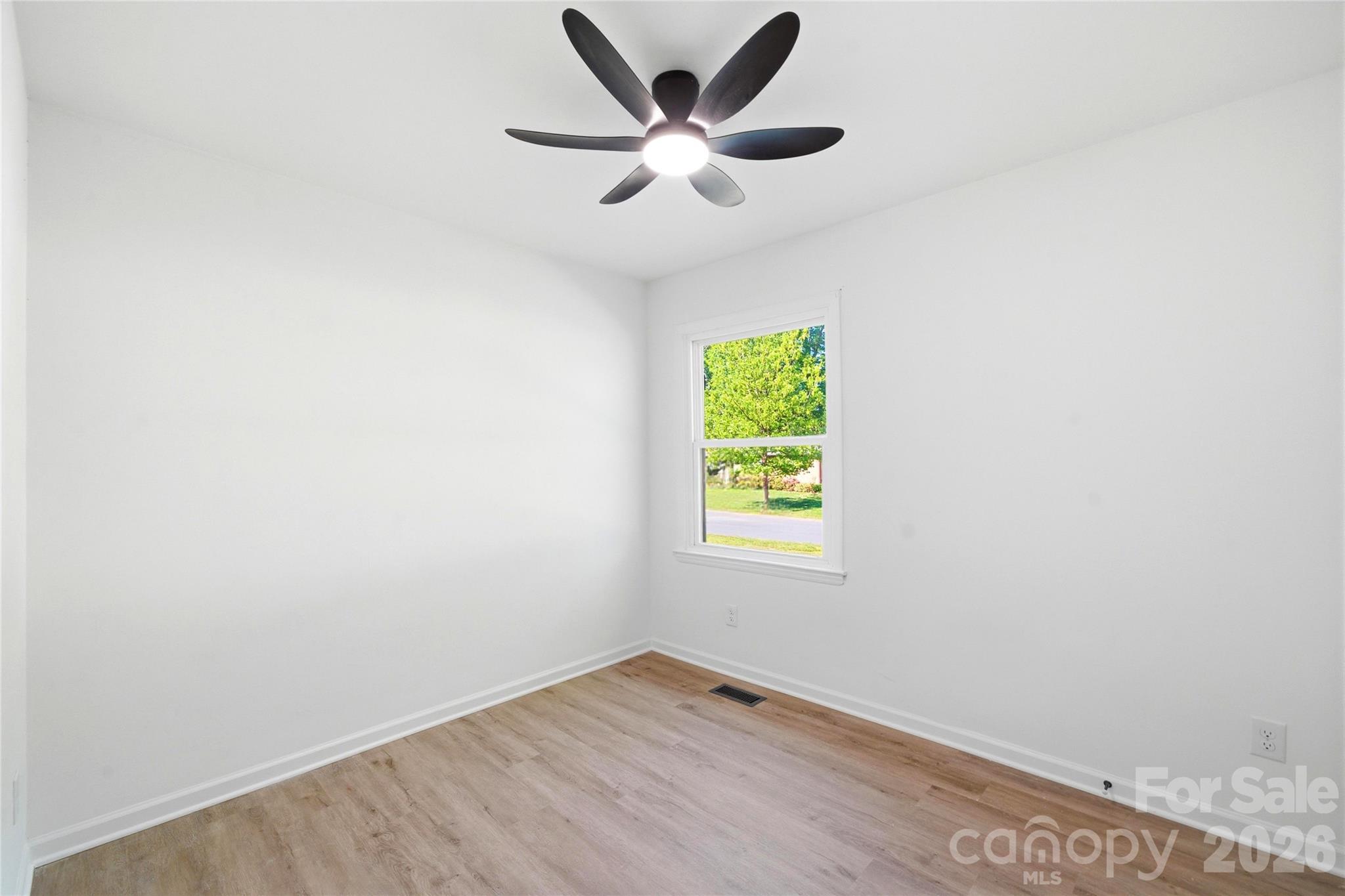 6126 Amberly Lane, Charlotte, NC - photo 22 of 32