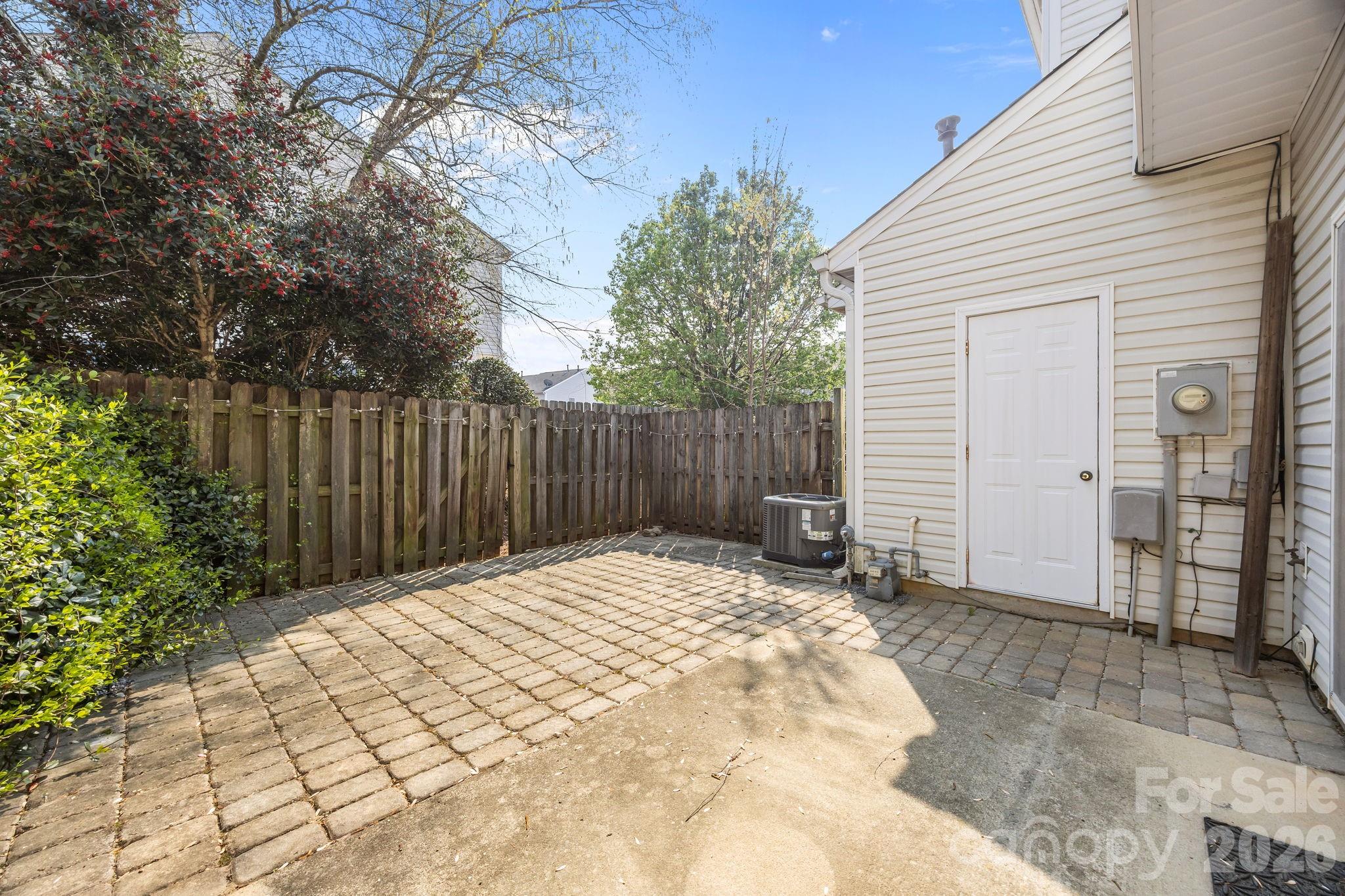 Photo 7 of 3228 Mannington Drive, Charlotte, NC