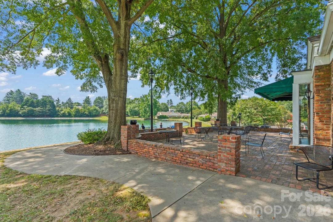 Photo 17 of 7004 Quail Hill Road, Charlotte, NC
