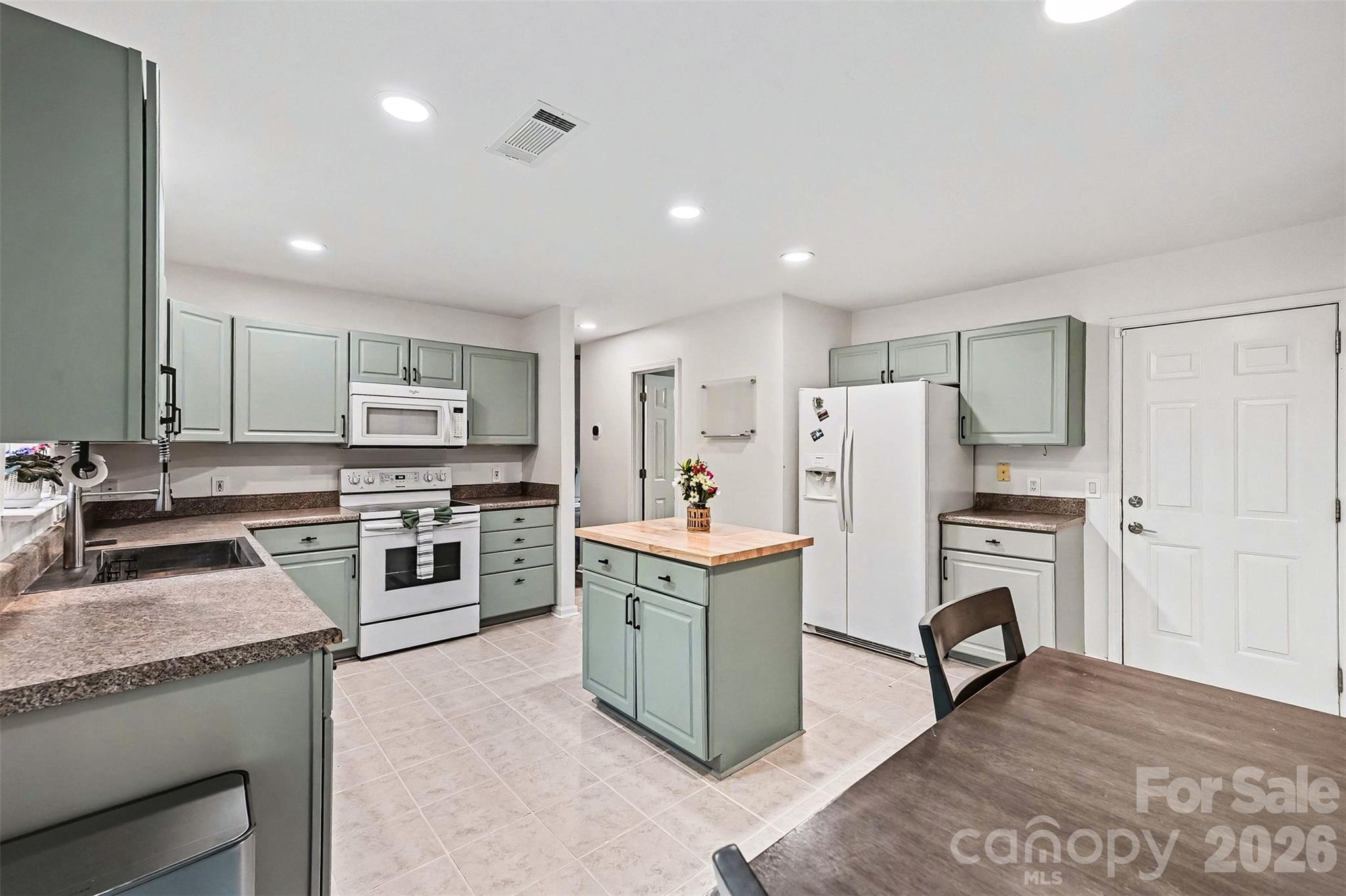 6752 Allness Glen Lane, Charlotte, NC - photo 11 of 34