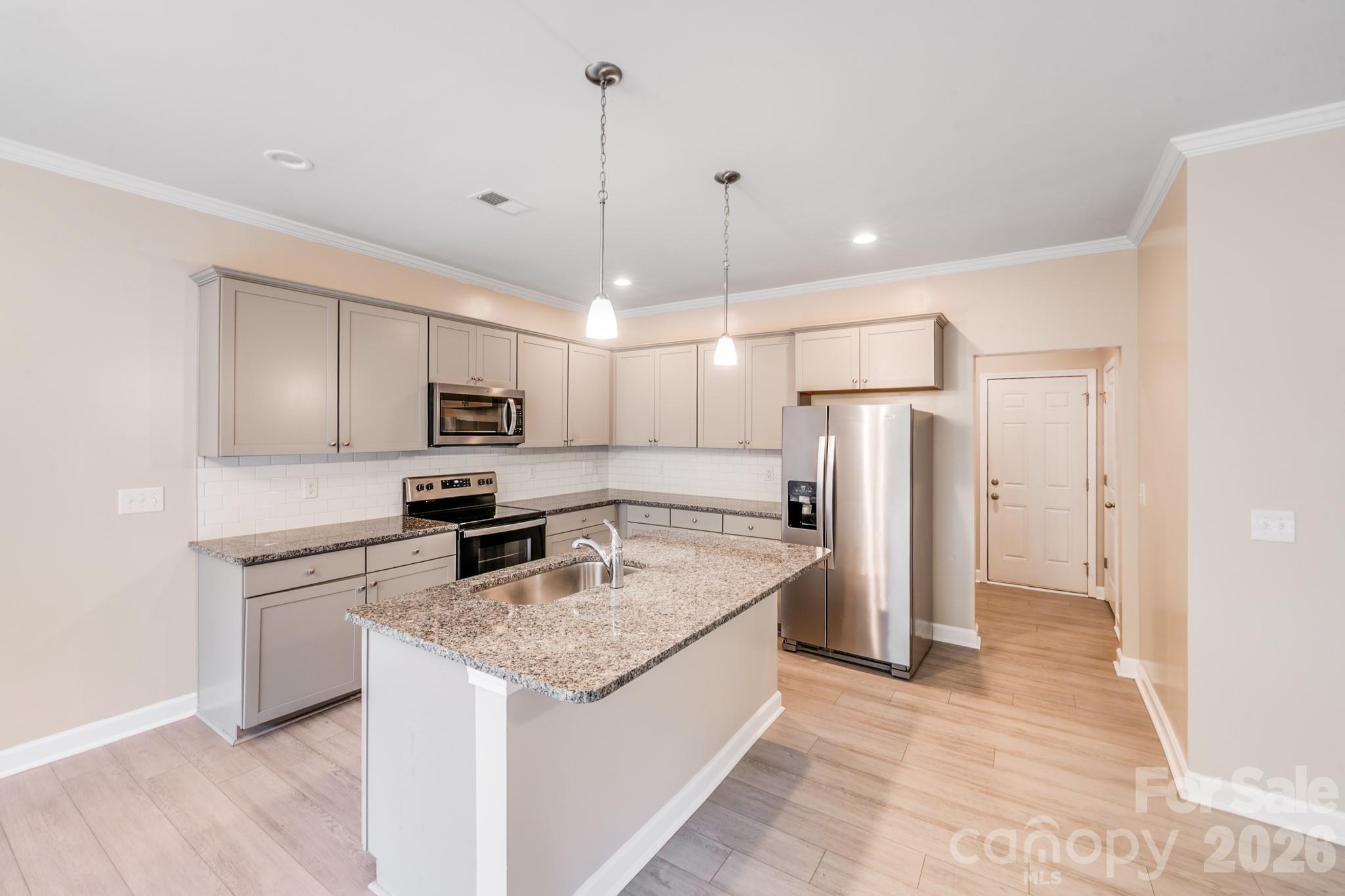 Photo 9 of 4920 Rockwood Road, Charlotte, NC