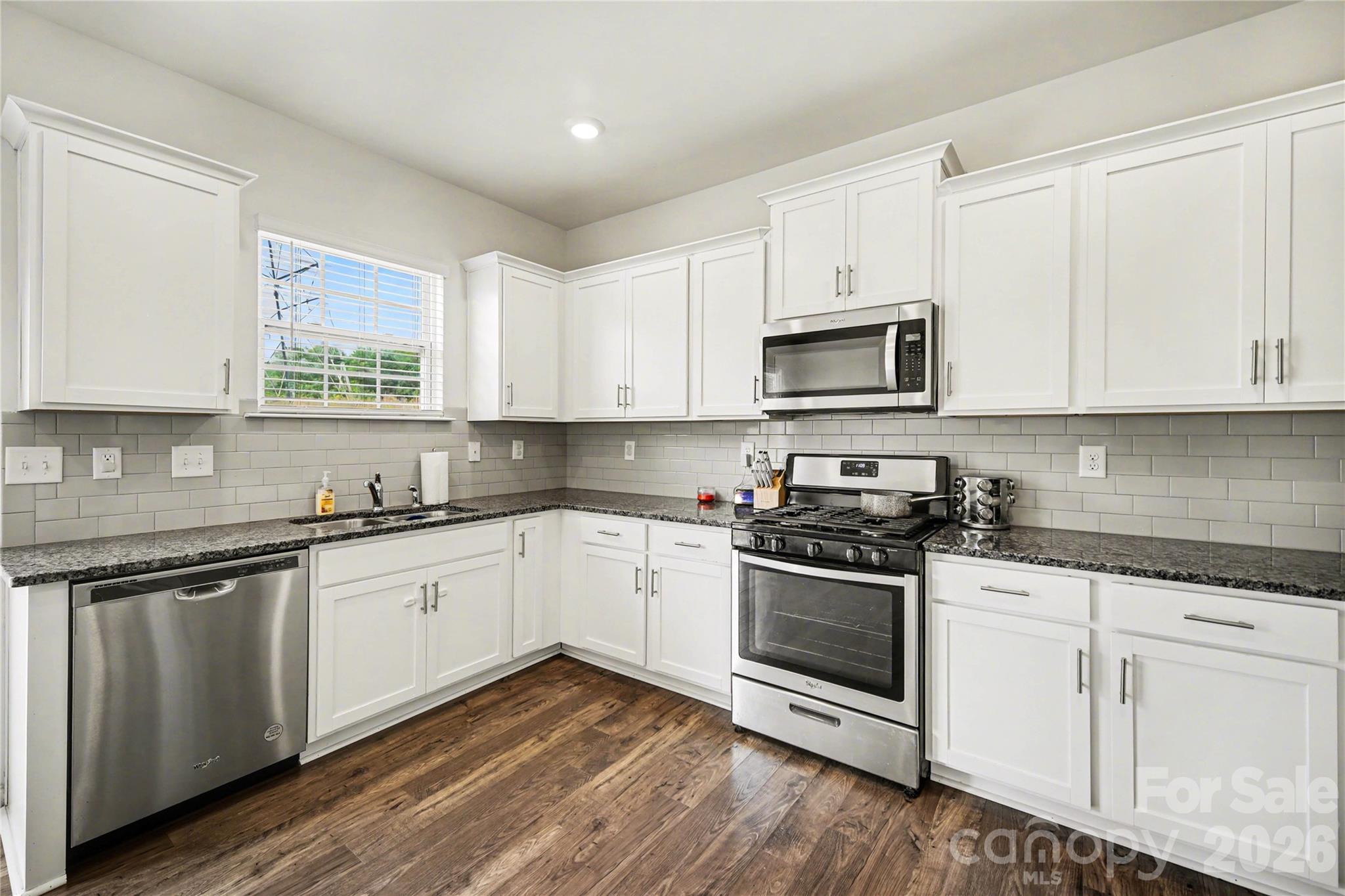 Photo 8 of 828 Larmore Avenue, Charlotte, NC