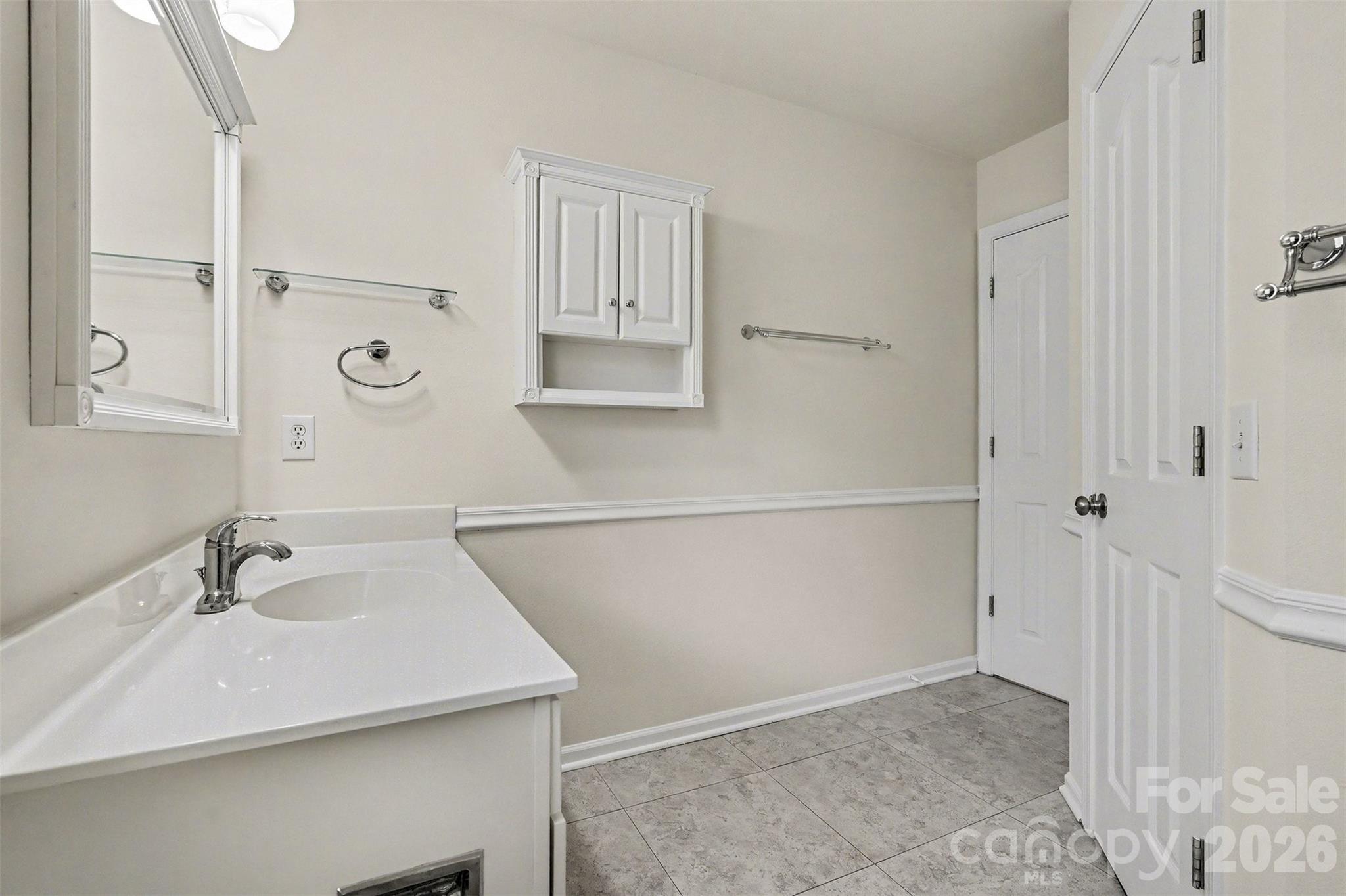 Photo 12 of 16914 Commons Creek Drive, Charlotte, NC