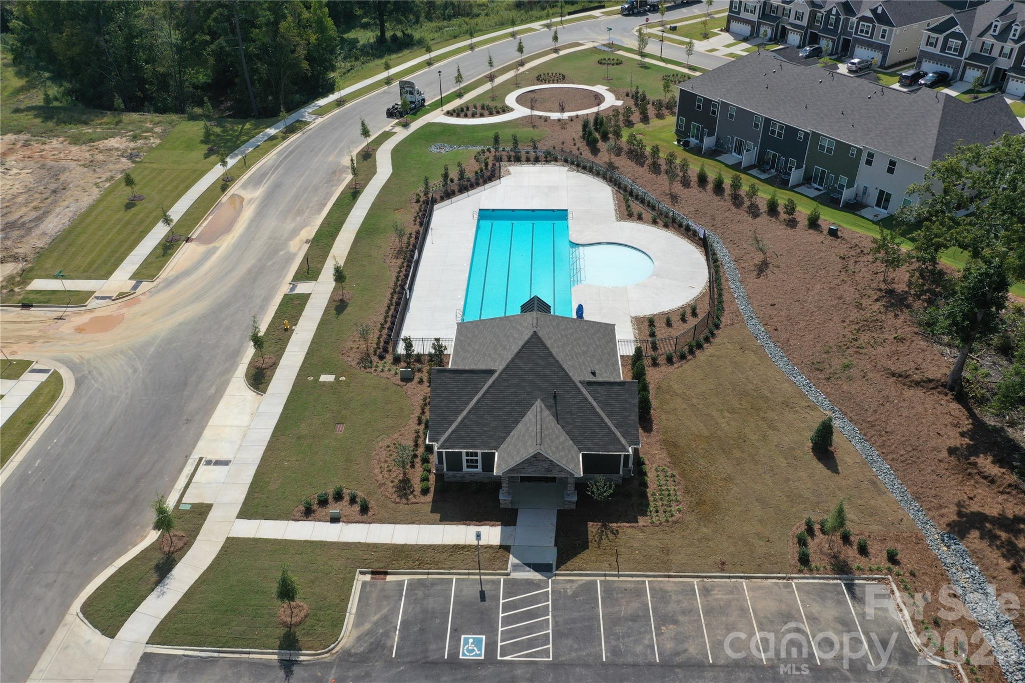 Photo 6 of 3135 Lilac Grove Drive, Charlotte, NC
