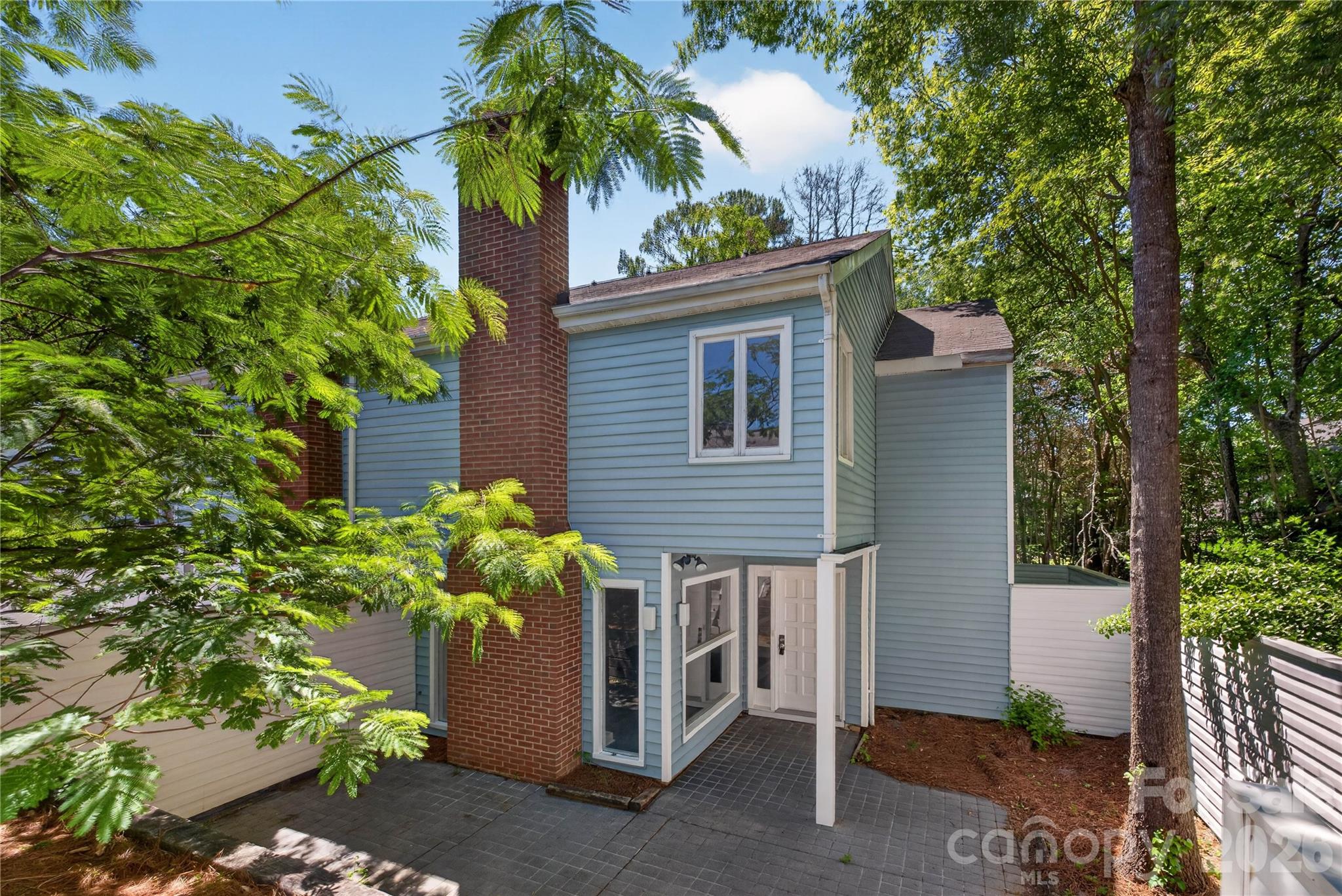 Photo 2 of 1610 Renard Ridge Road, Charlotte, NC