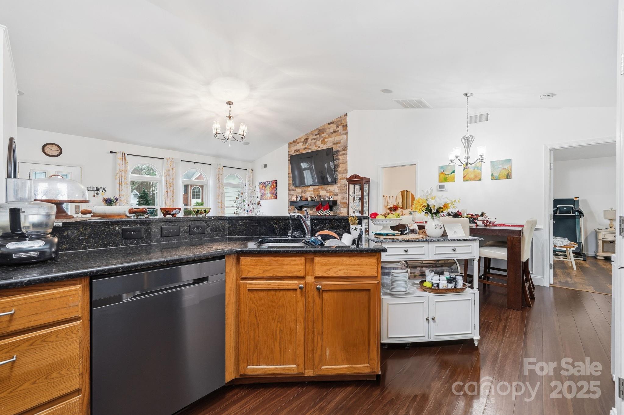 Photo 6 of 13512 Michael Lynn Road, Charlotte, NC