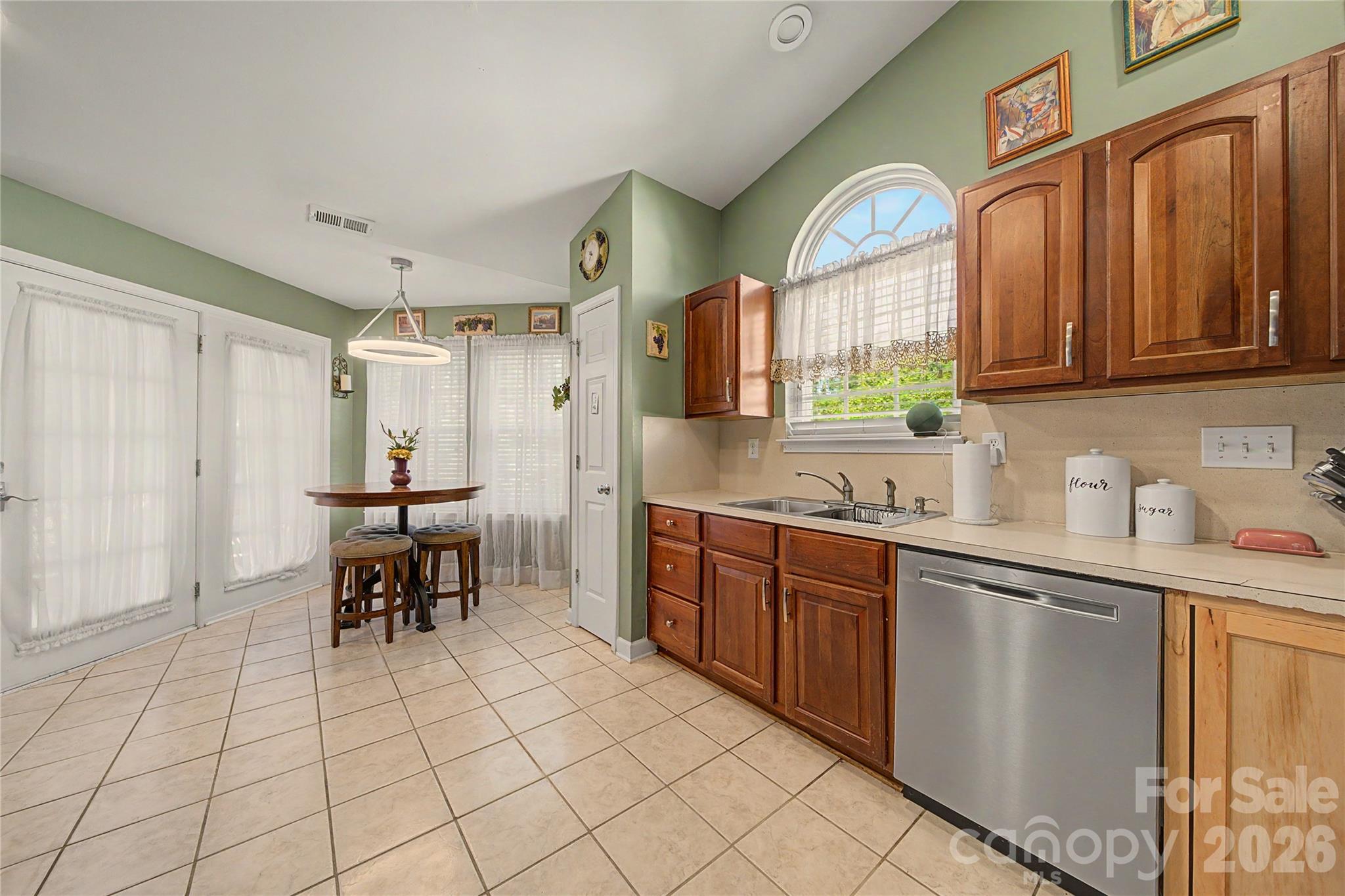 Photo 24 of 1110 Newfound Hollow Drive, Charlotte, NC