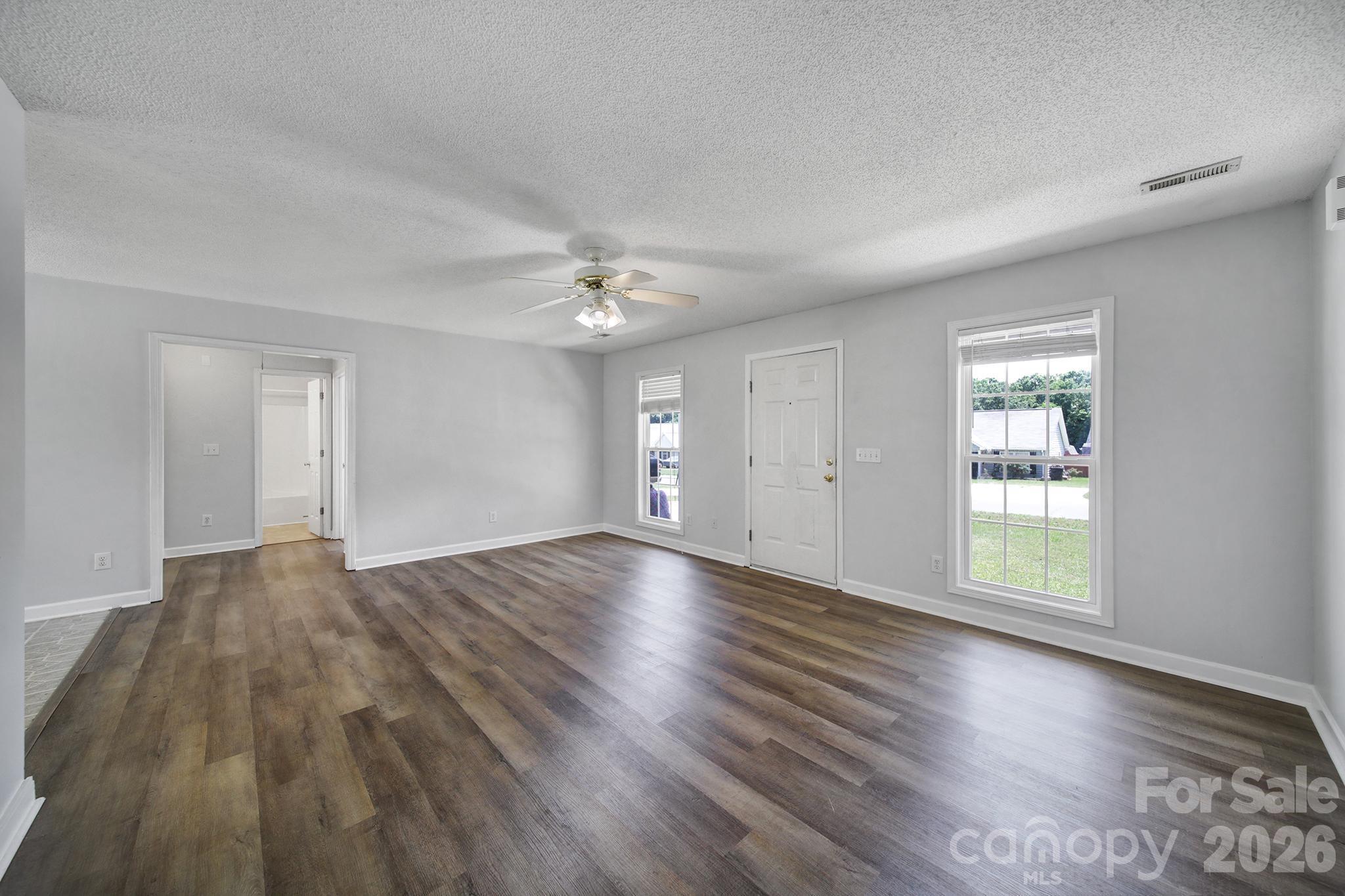 Photo 4 of 1740 Rosewell Drive, Rock Hill, SC