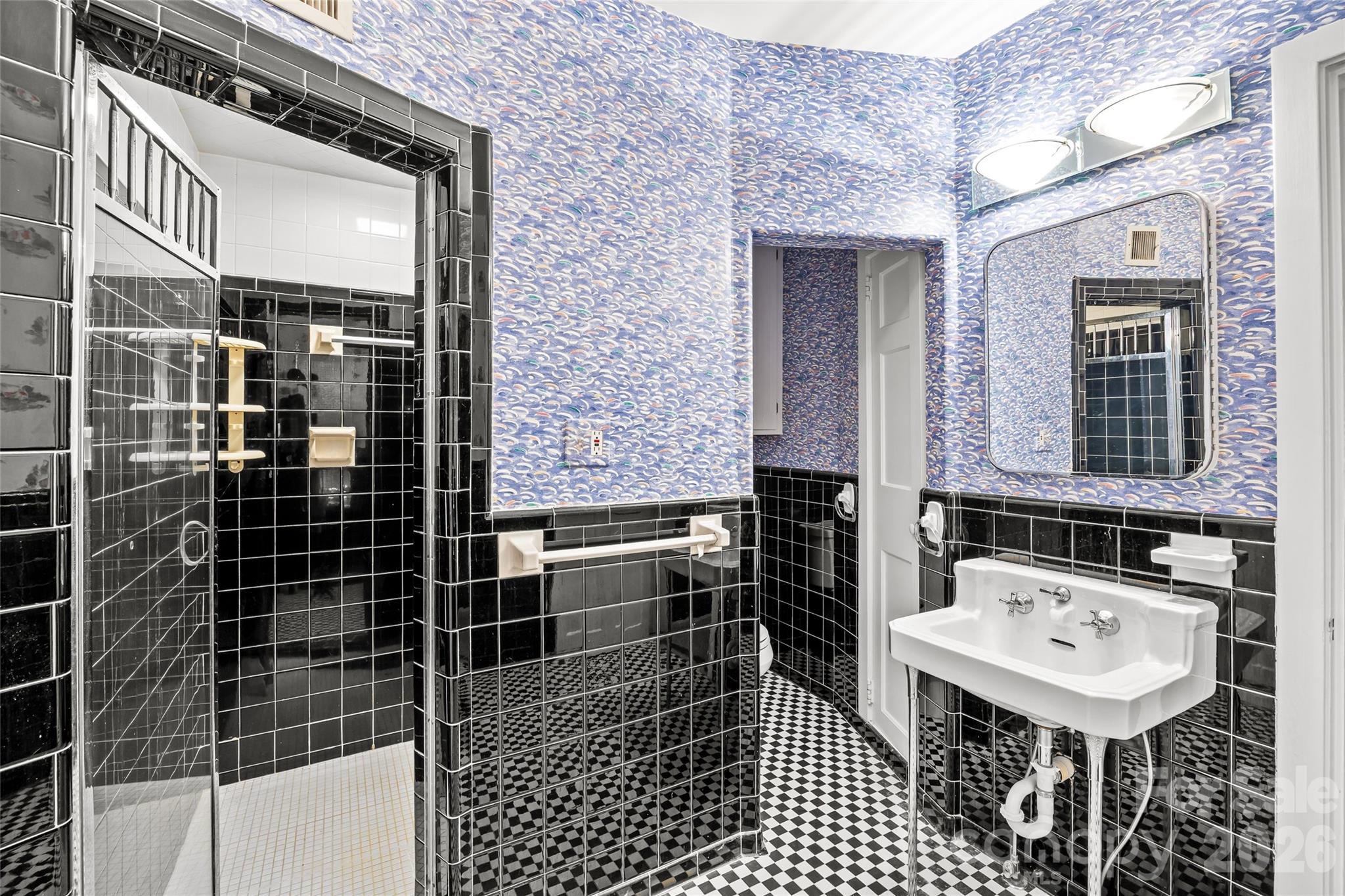 1858 Queens Road W, Charlotte, NC - photo 46 of 49