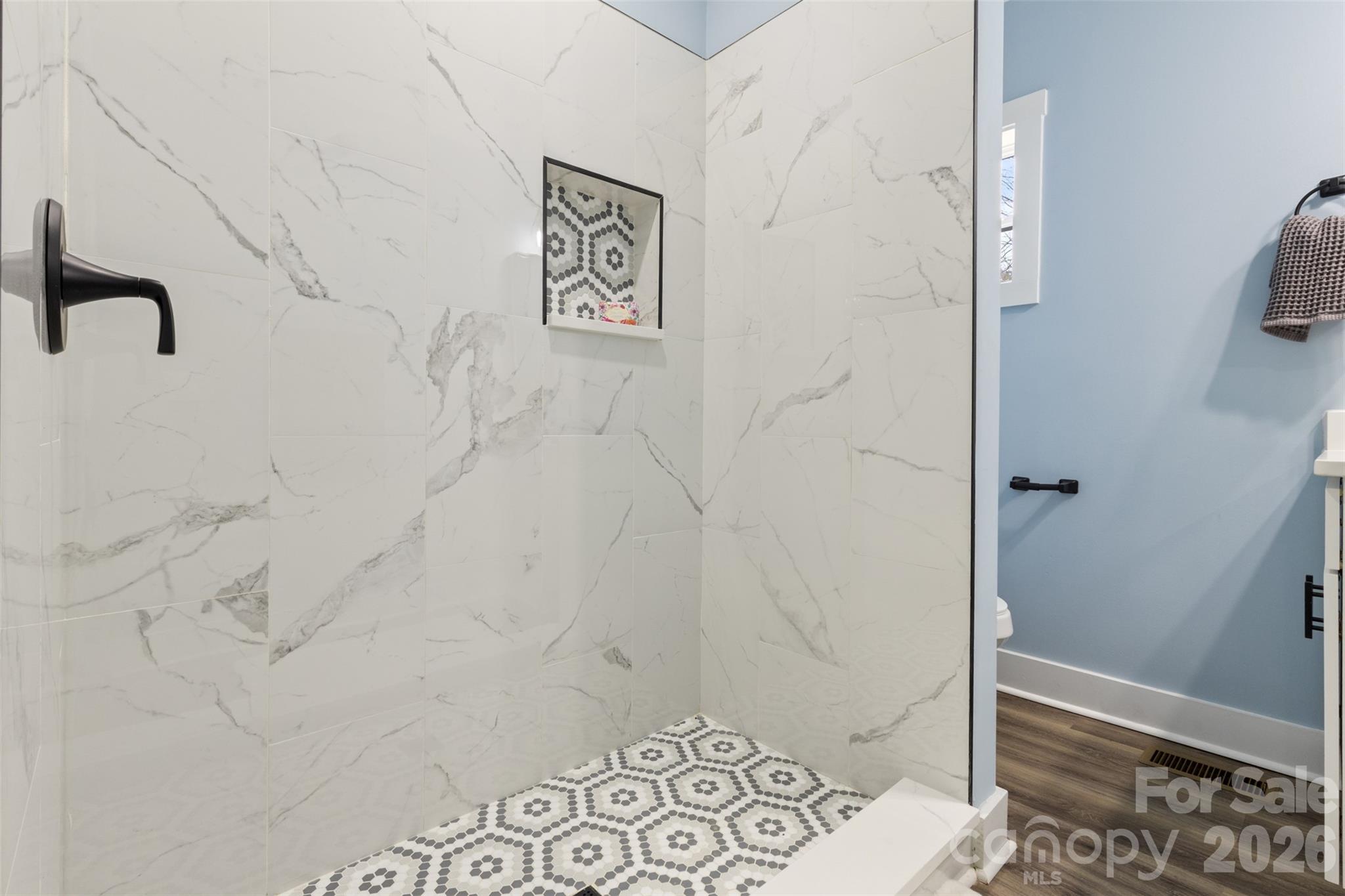 305 E Henry Street, Belmont, NC - photo 20 of 28