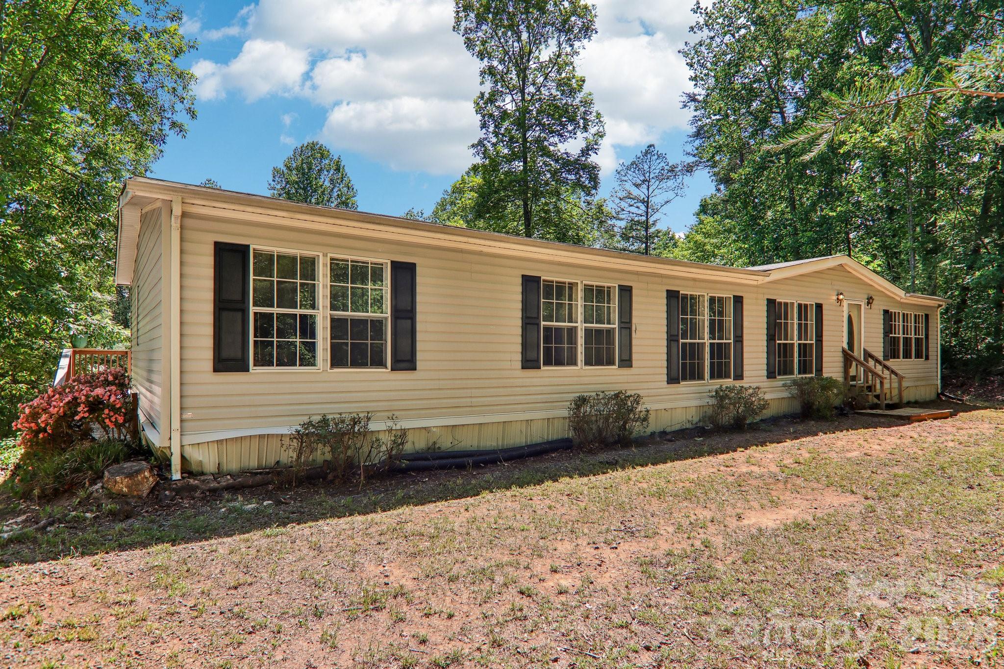 Photo 3 of 125 Cove Creek Drive, Rutherfordton, NC