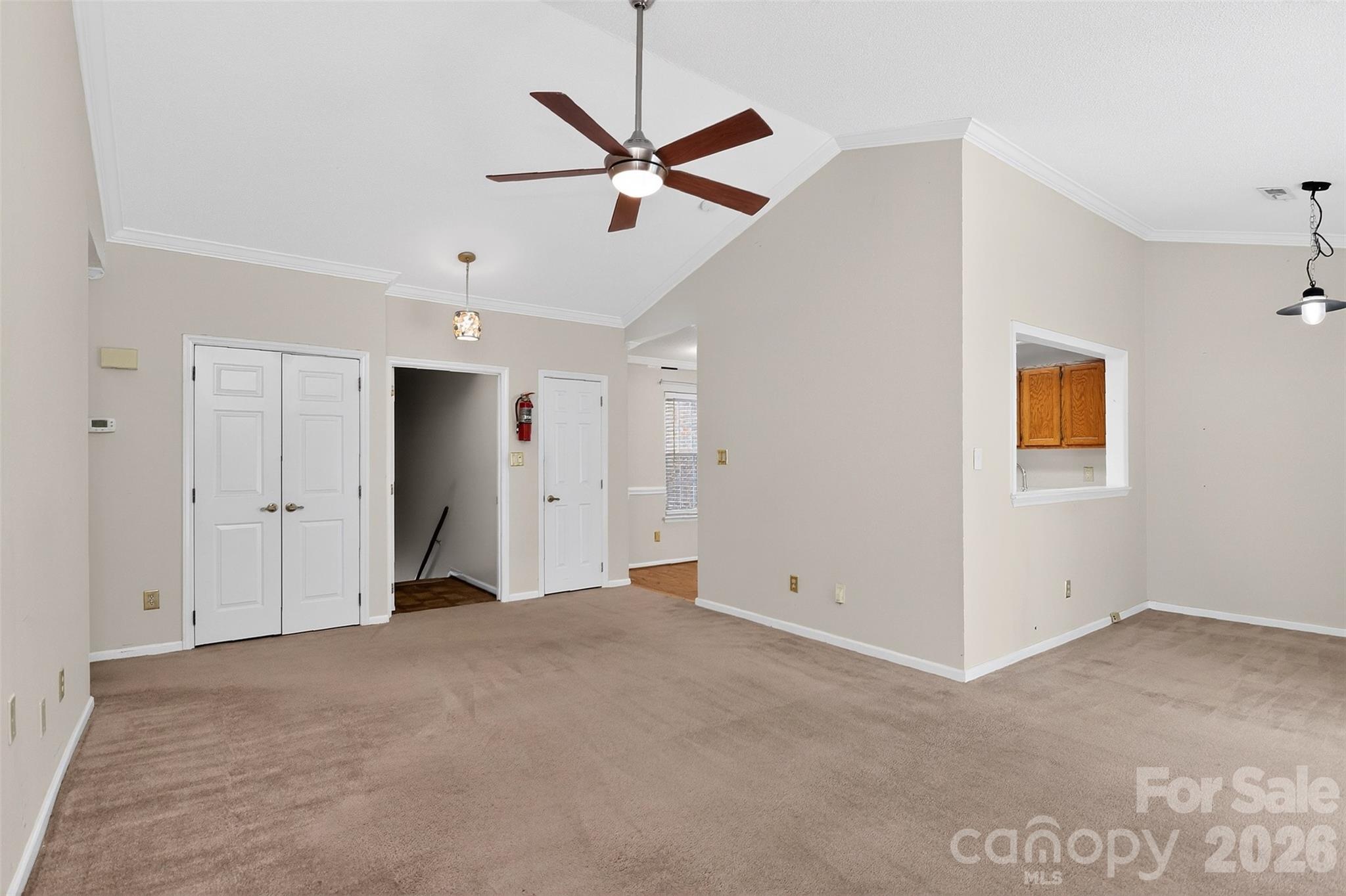 Photo 8 of 9234 Kings Canyon Drive, Charlotte, NC