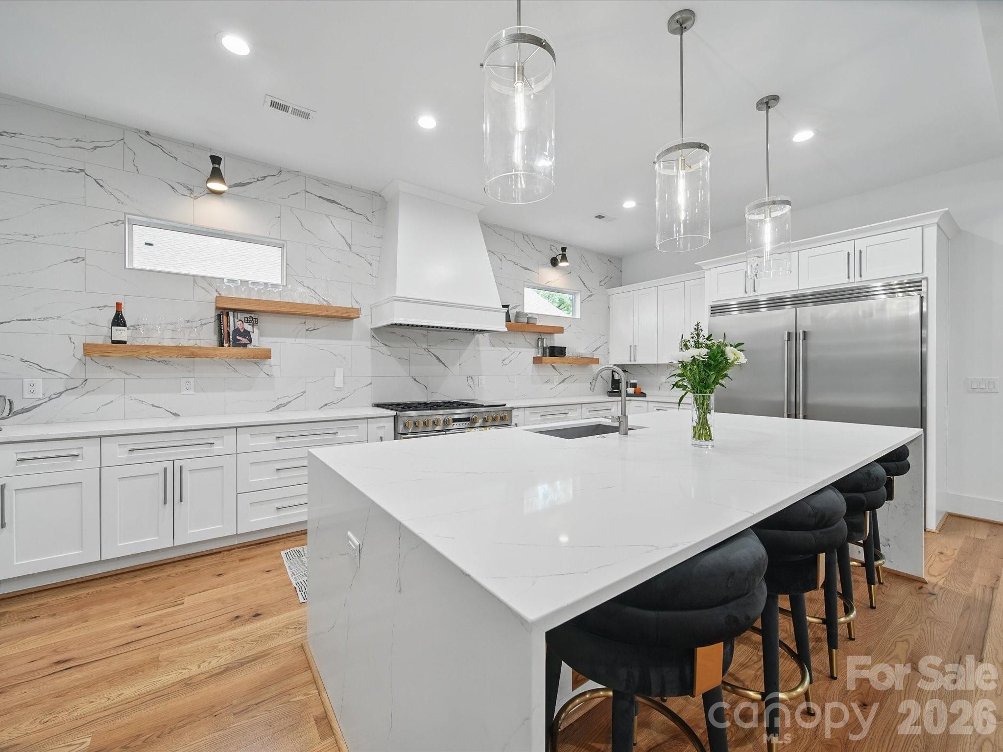 708 Cross Trail Drive, Charlotte, NC - photo 3 of 45