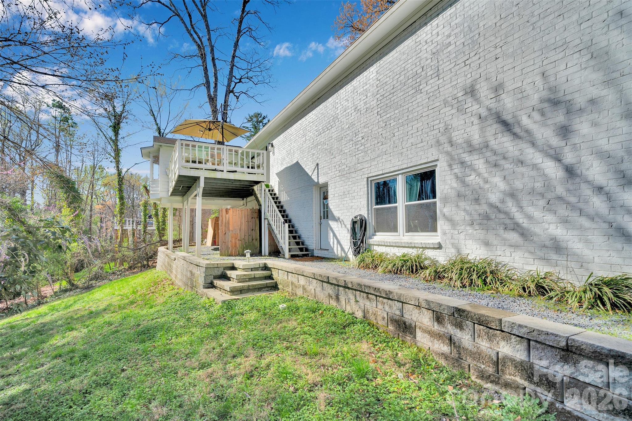Photo 33 of 301 Hillandale Drive, Charlotte, NC