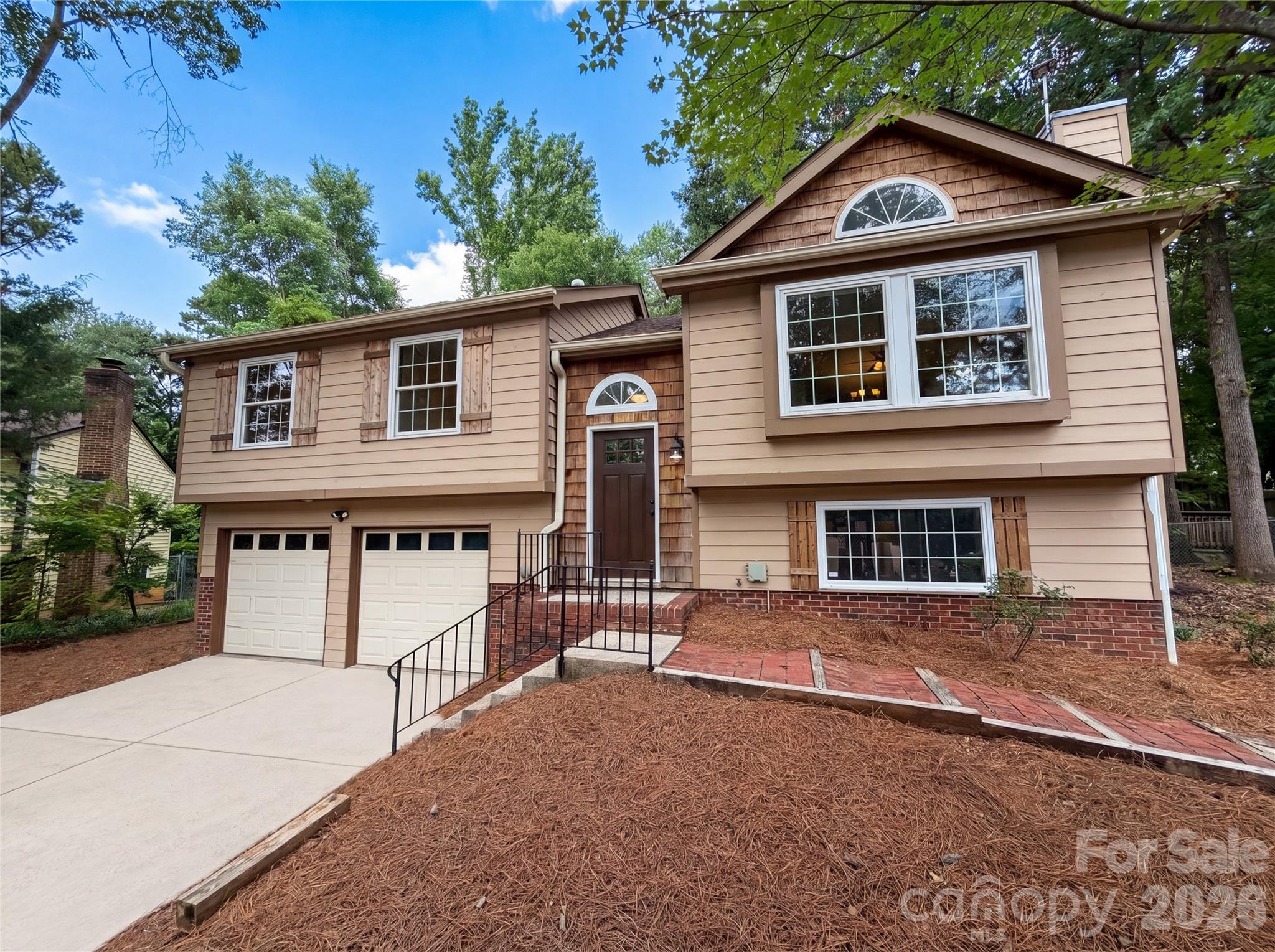 Photo 26 of 7827 Mallen Drive, Charlotte, NC