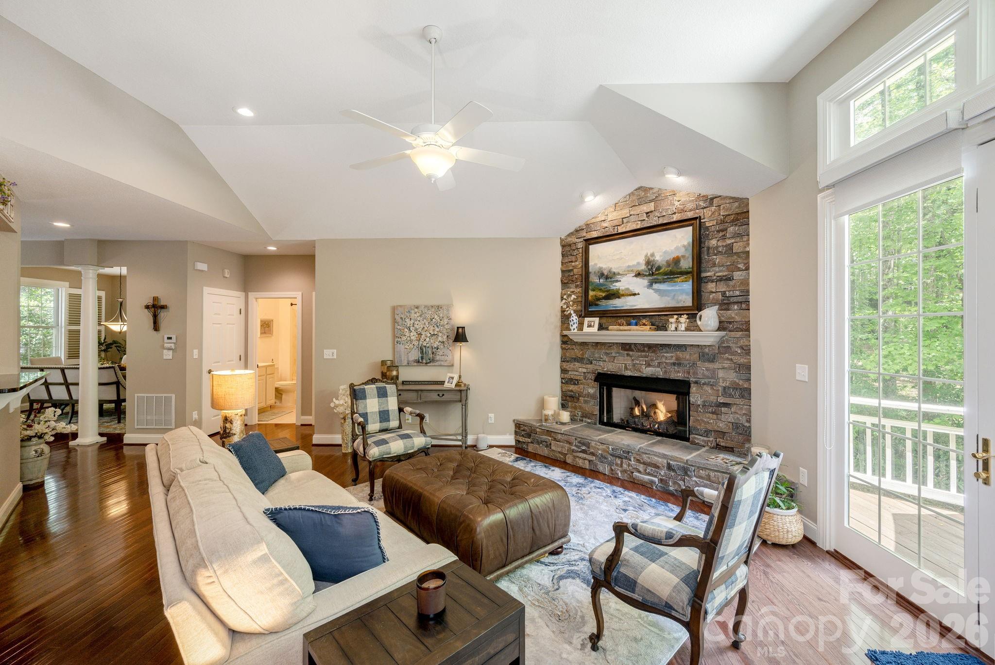 113 CHANCERY Court, Flat Rock, NC - photo 13 of 46