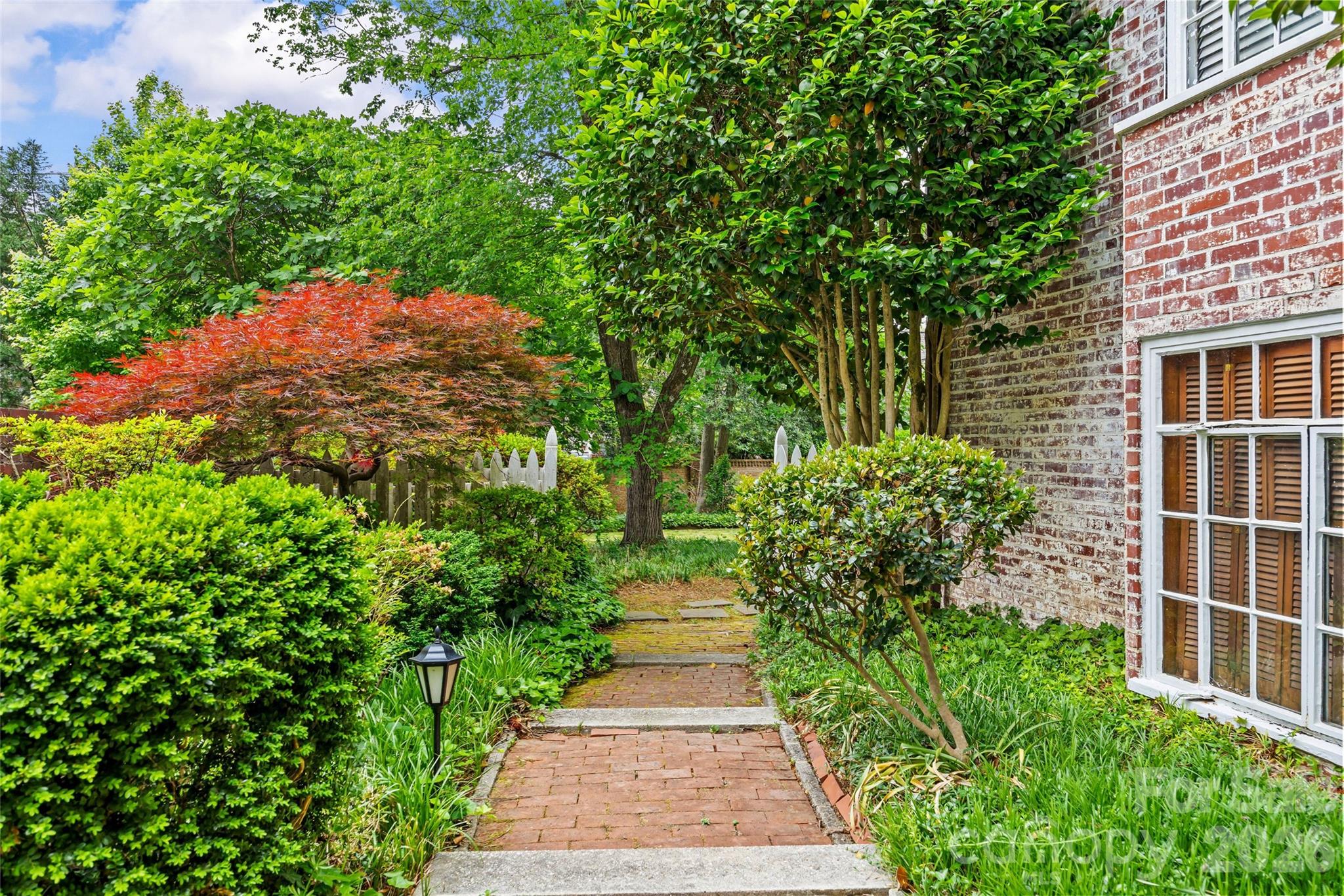 1858 Queens Road W, Charlotte, NC - photo 8 of 49
