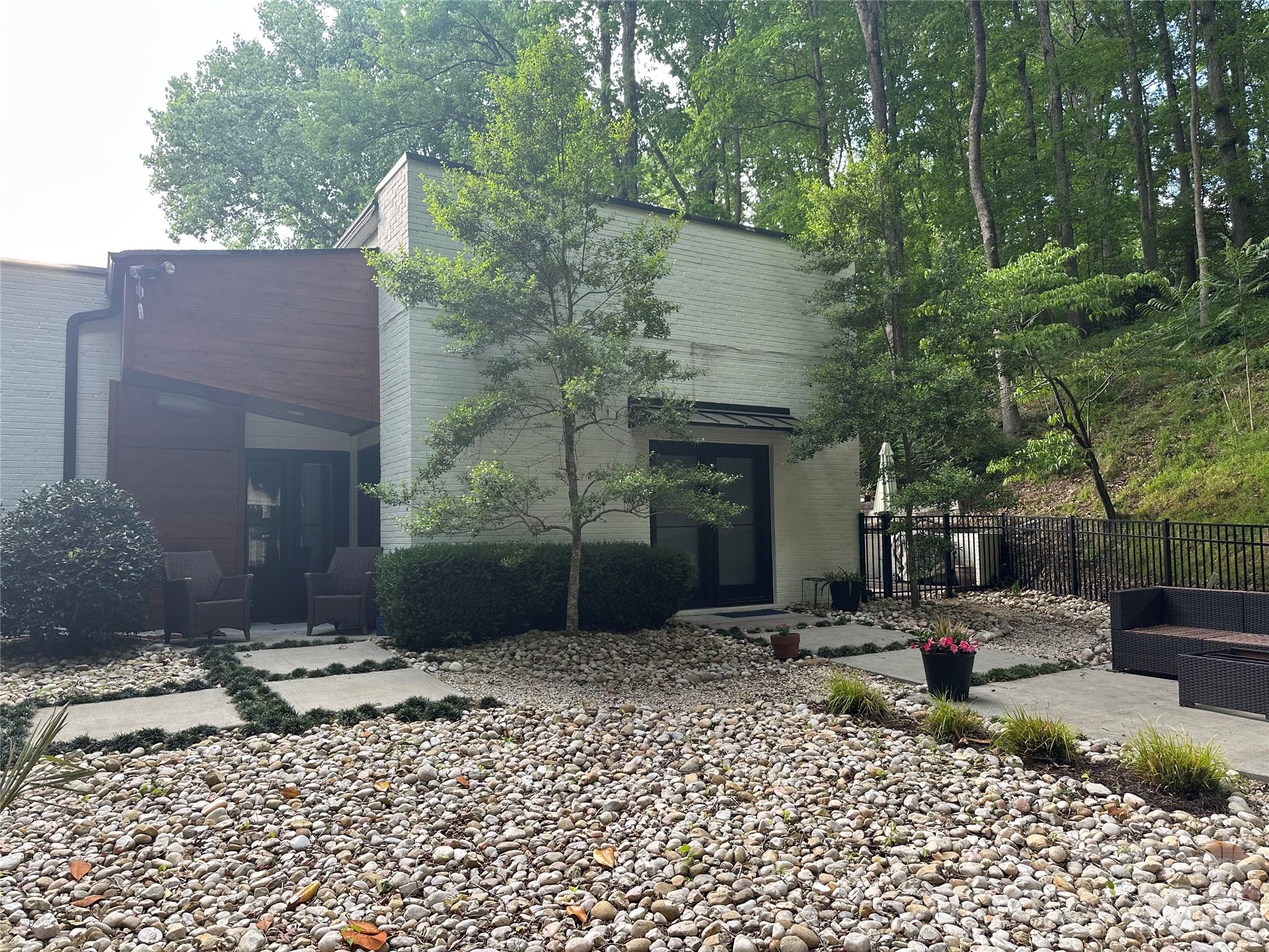 Photo 20 of 3316 Johnny Cake Lane, Charlotte, NC