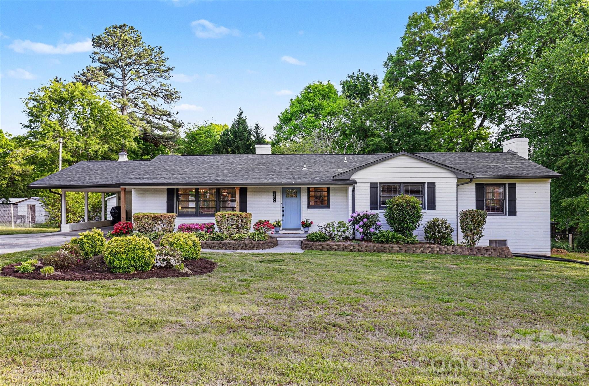 1209 Arbor Drive, Salisbury, NC - photo 4 of 32