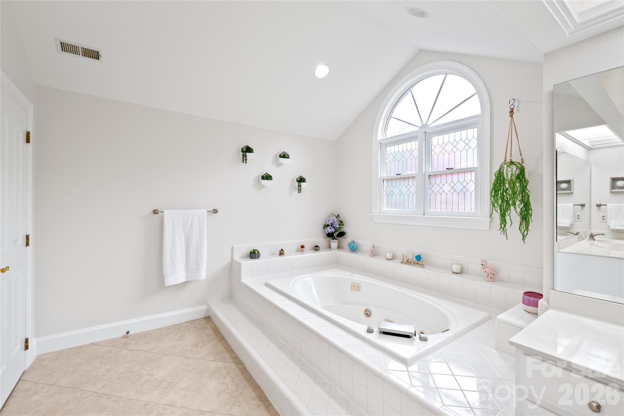 8600 Brownes Pond Lane, Charlotte, NC - photo 27 of 45