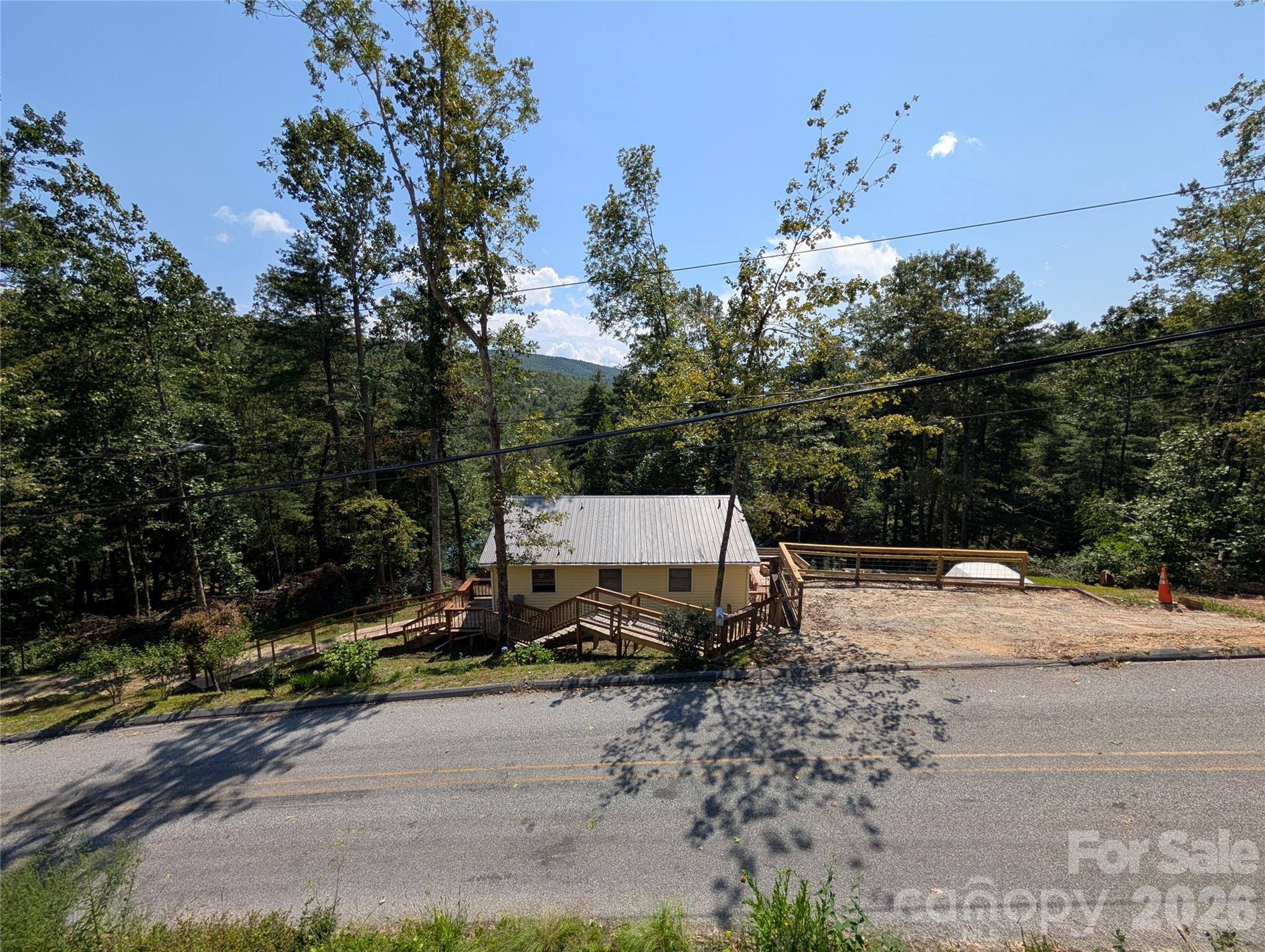 260 Oak Ridge Road, Hendersonville, NC - photo 4 of 25