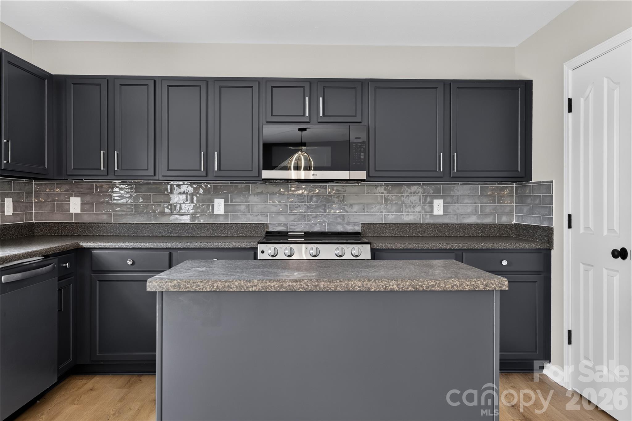 Photo 11 of 6029 Waterloo Drive, Charlotte, NC