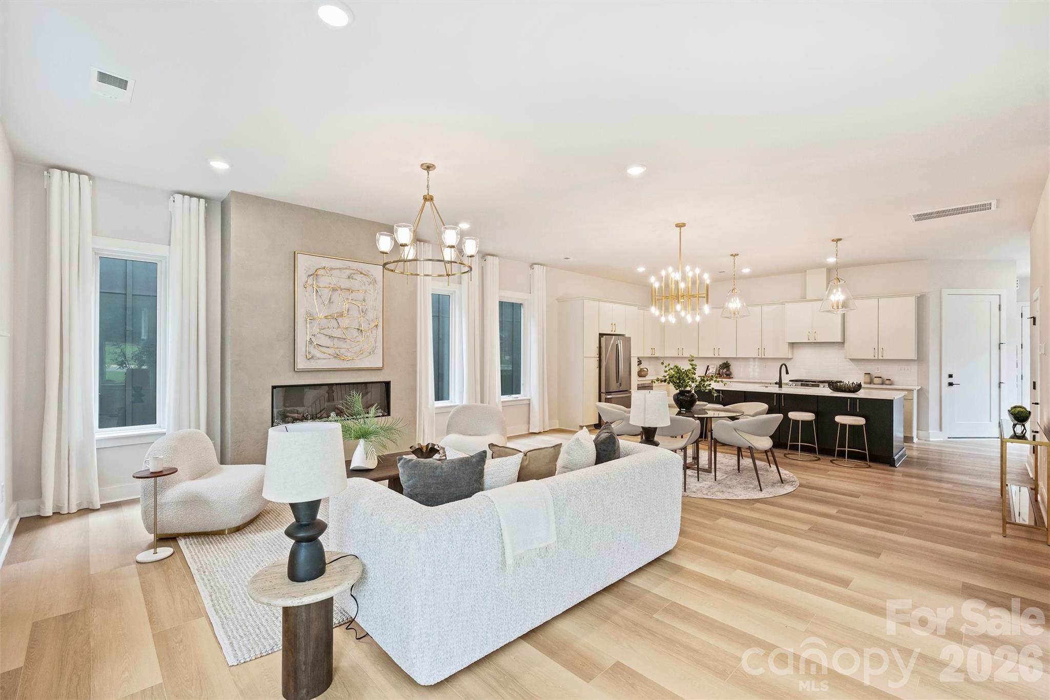 Photo 7 of 2701 Catalina Avenue, Charlotte, NC