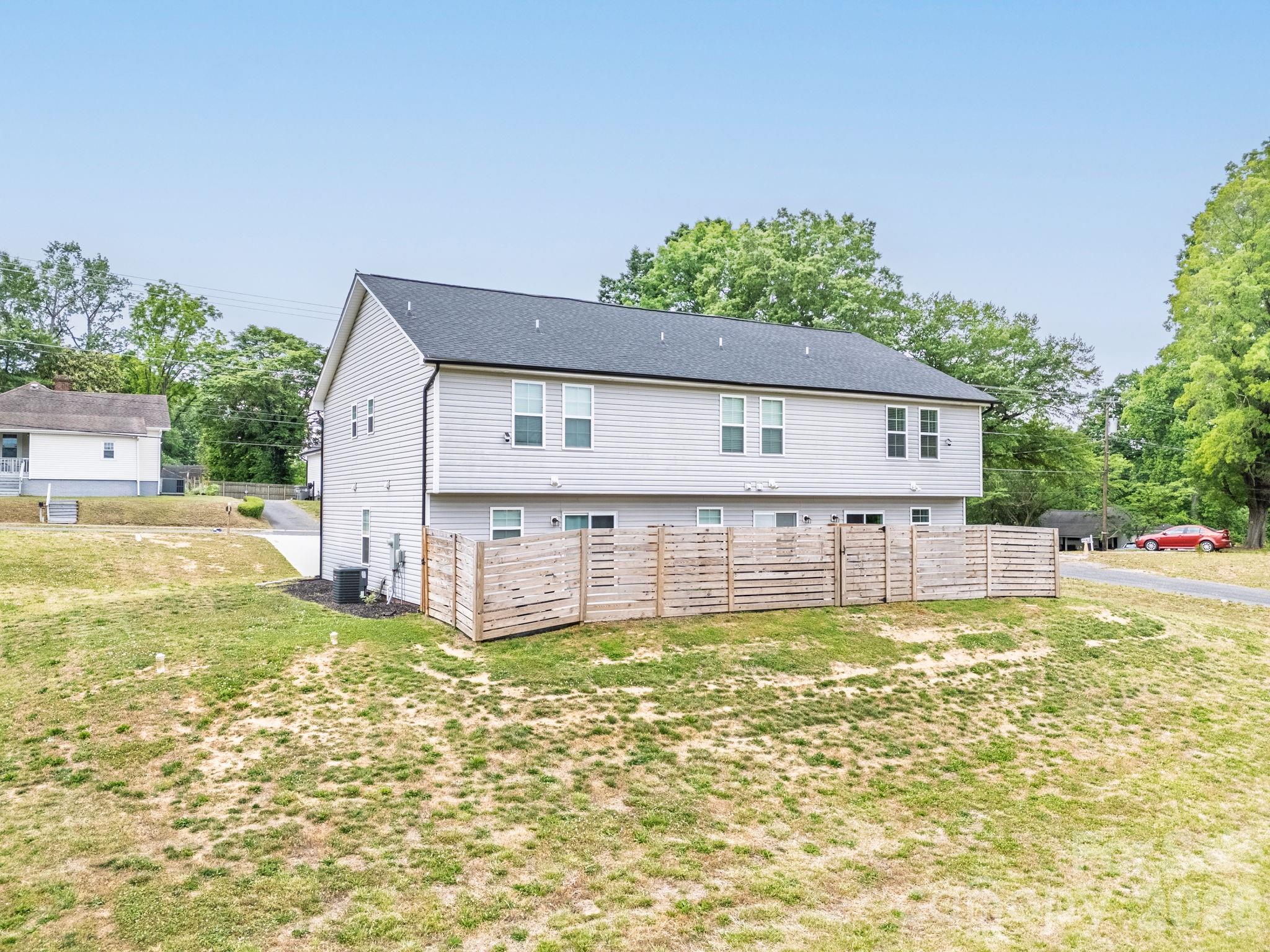 Photo 3 of 600 W 8th Street, Kannapolis, NC