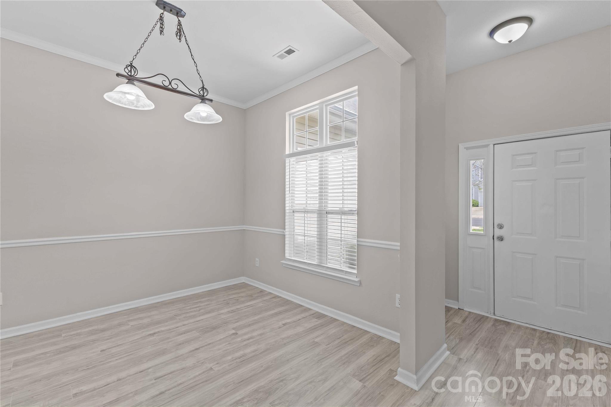 Photo 12 of 17300 Commons Crossing Drive, Charlotte, NC
