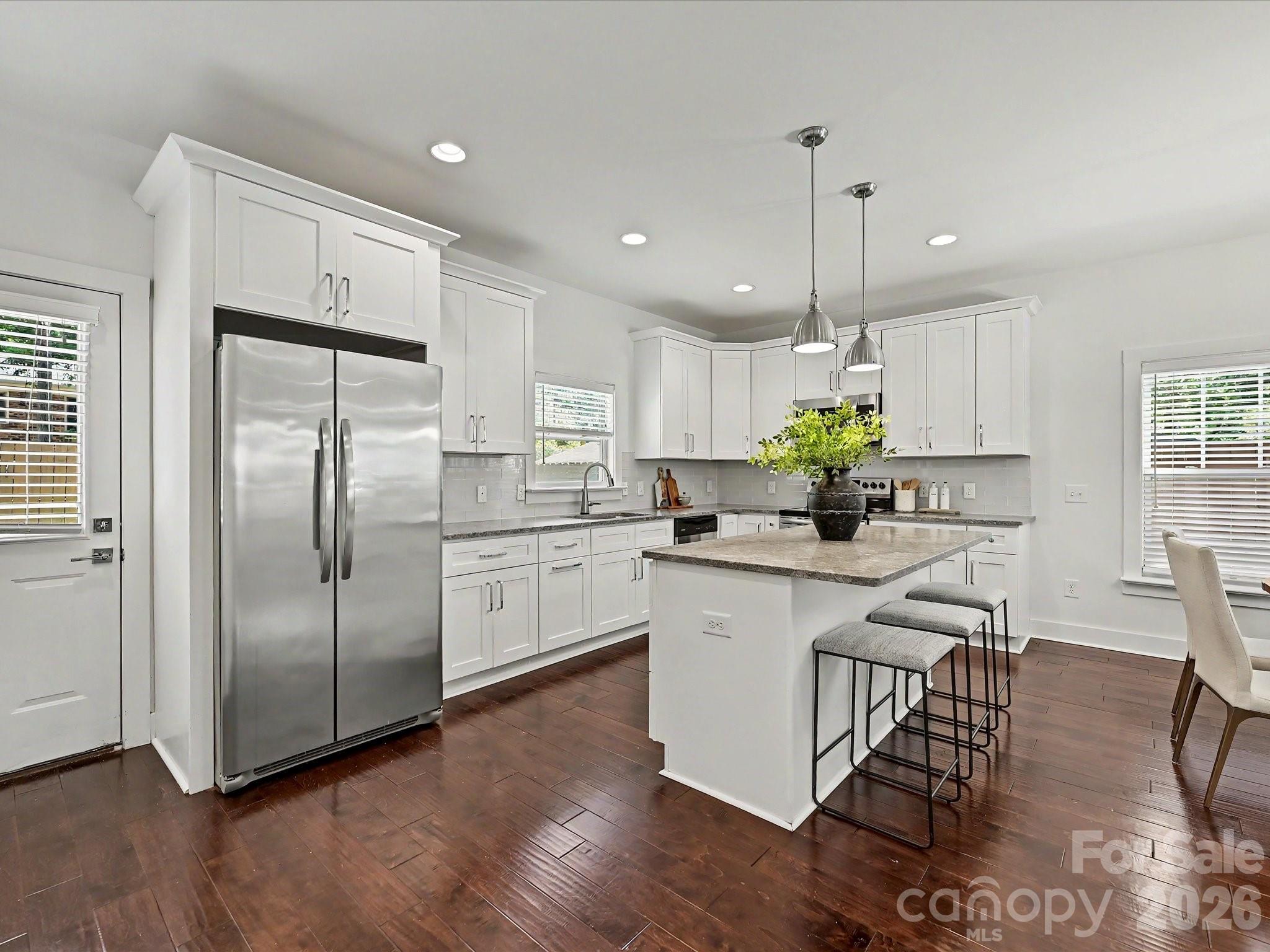 1216 Lomax Avenue, Charlotte, NC - photo 12 of 38