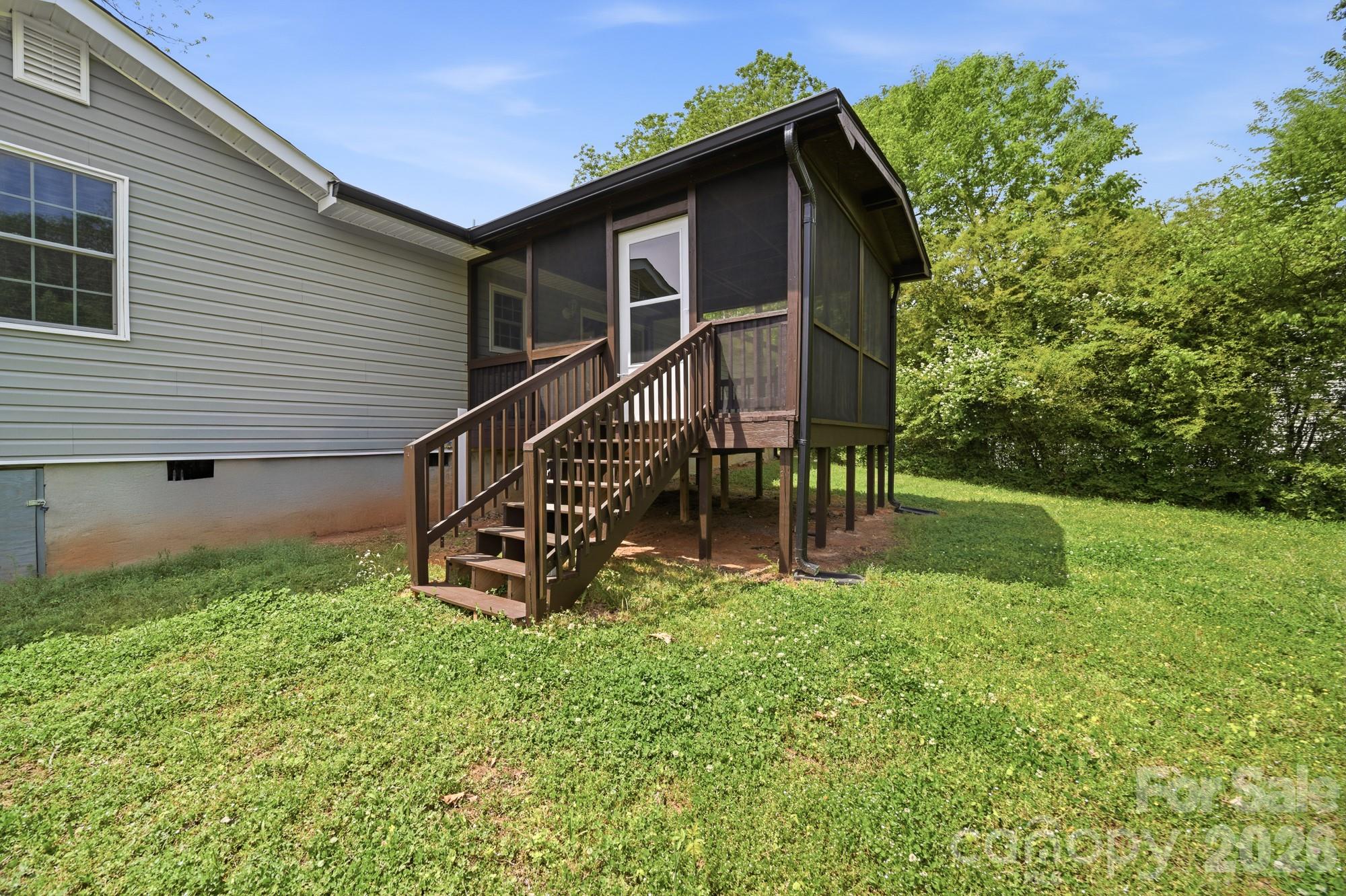 Photo 23 of 219 Breezewood Drive, Charlotte, NC