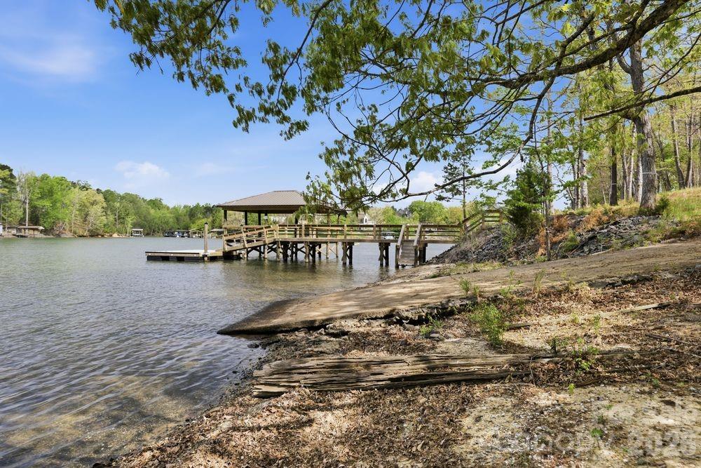 Photo 38 of 21225 Lake Run Drive, Charlotte, NC