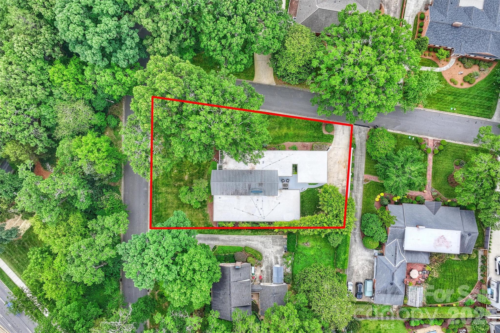 Photo 39 of 1818 Cloister Drive, Charlotte, NC