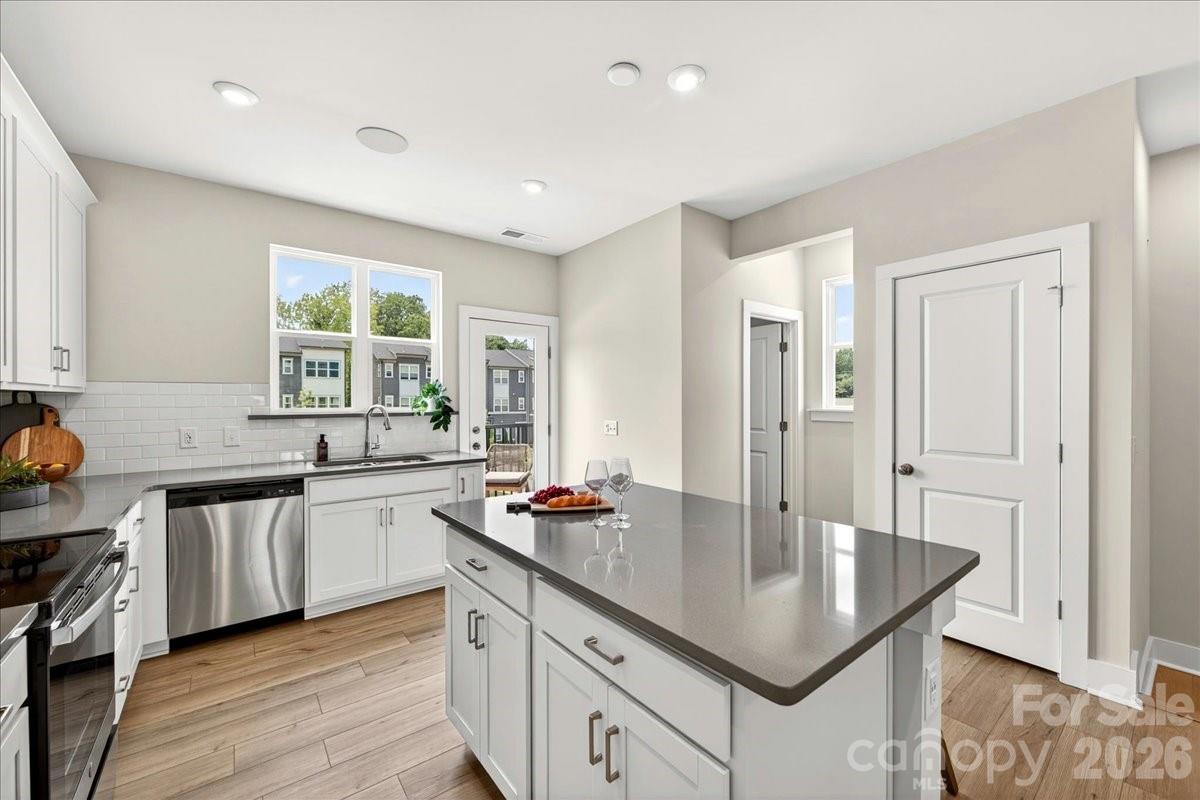 Photo 14 of 4032 Canvas Court, Charlotte, NC