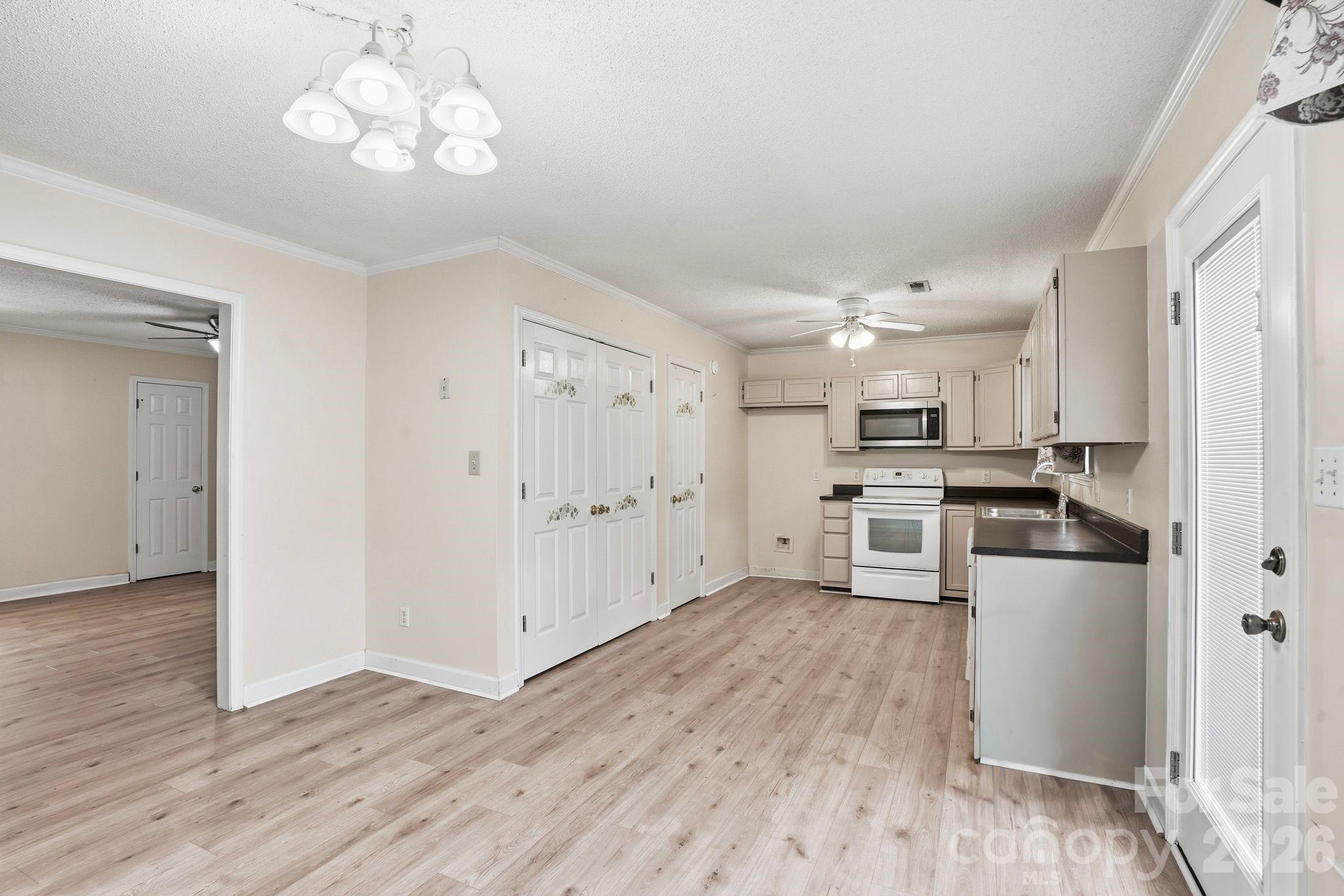 812 Maupin Avenue, Salisbury, NC - photo 11 of 28