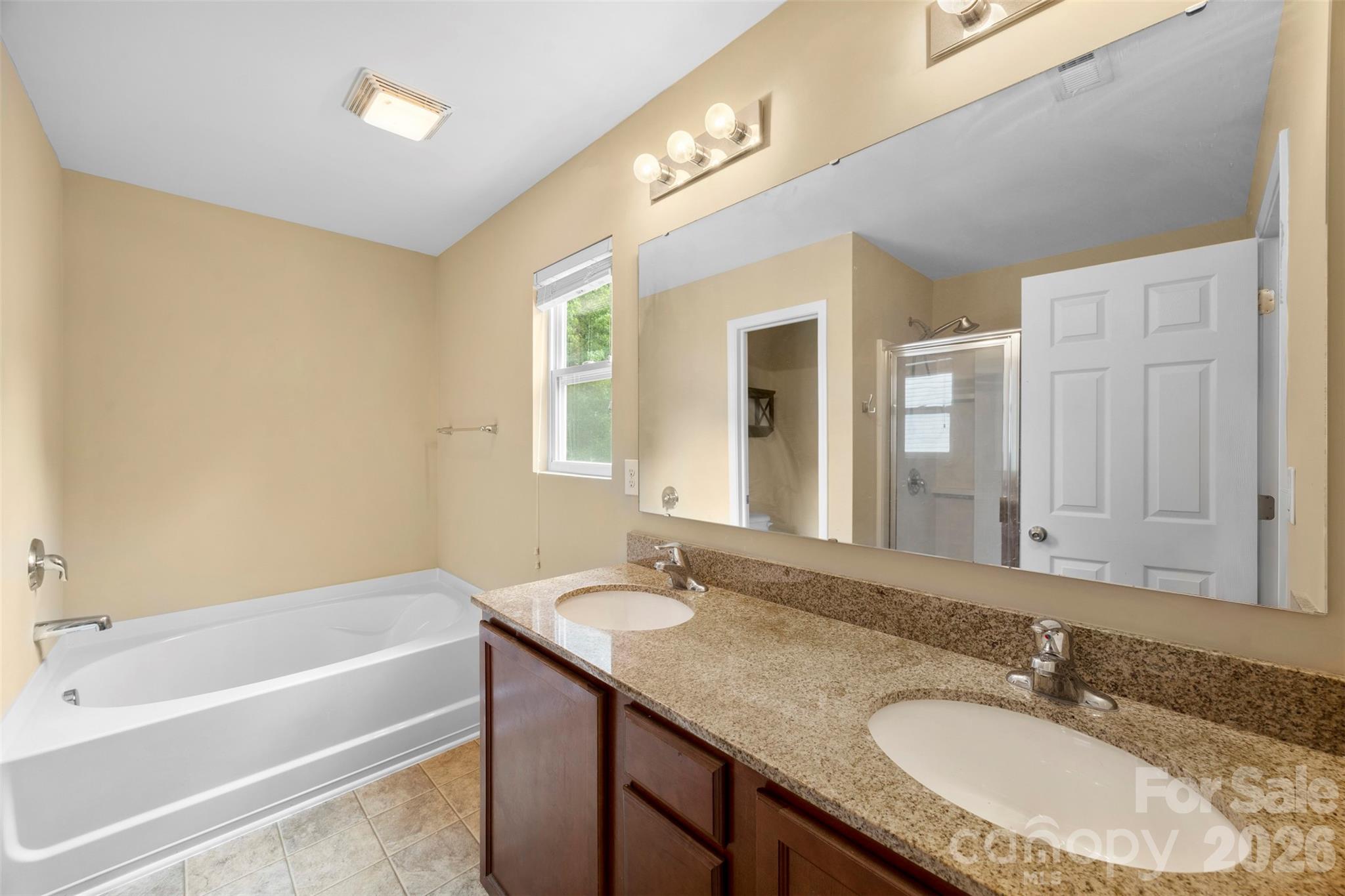 Home for sale at 1831 Yaupon Road, Charlotte, NC — photo 25 of 39
