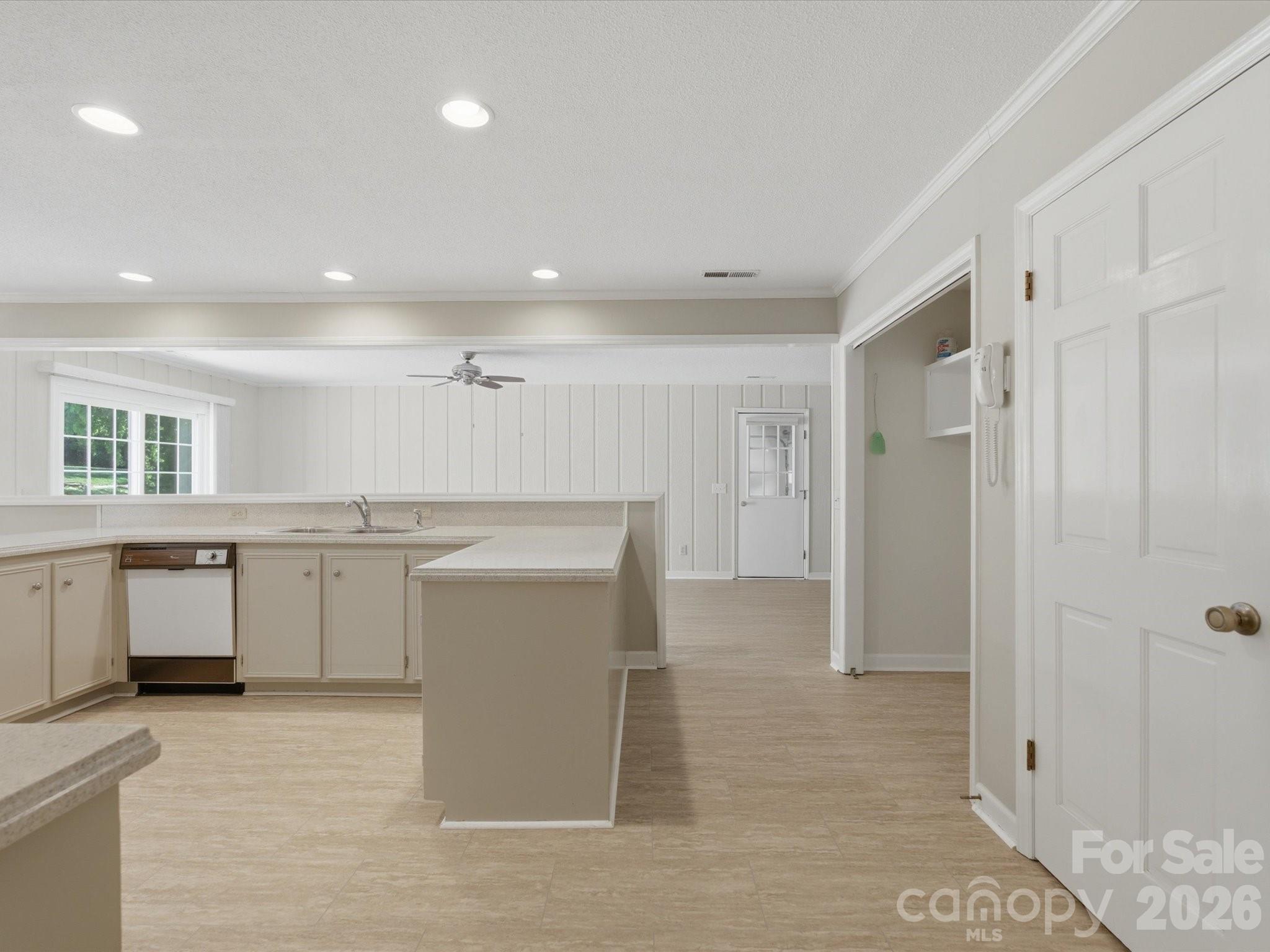 1020 Longreen Drive, Kernersville, NC - photo 21 of 47