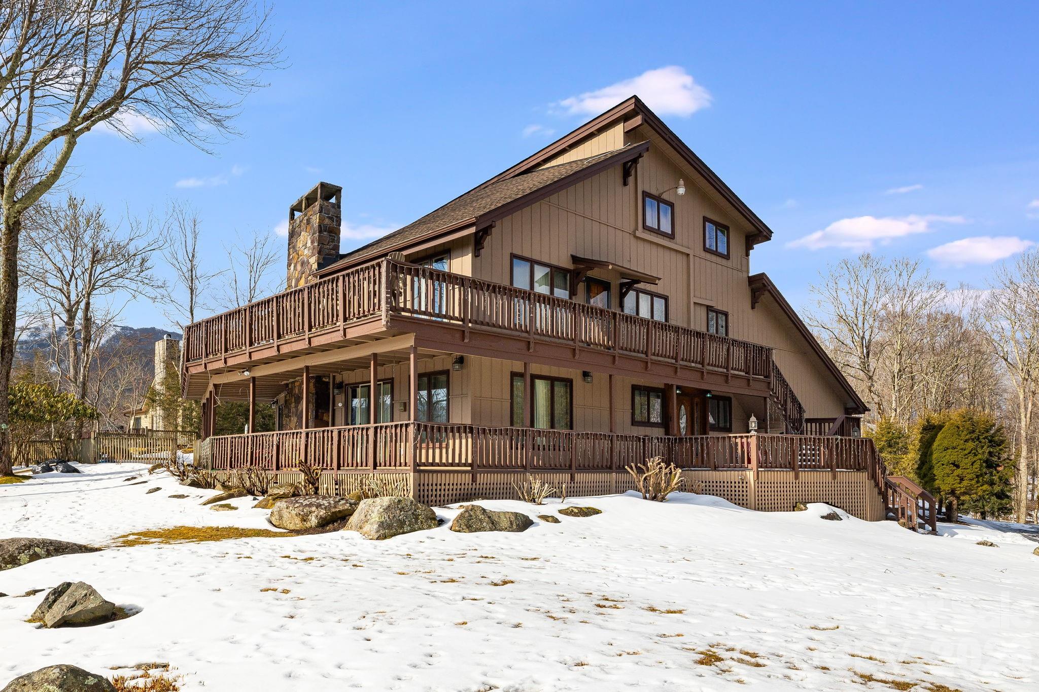 301 Highland Circle, Sugar Mountain, NC - photo 42 of 49