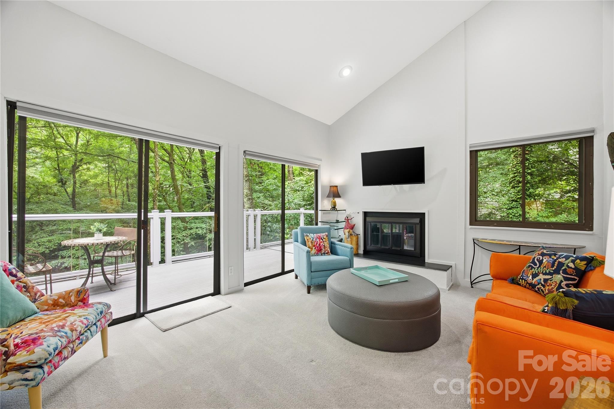 Photo 3 of 2724 Huntingtowne Farms Lane, Charlotte, NC