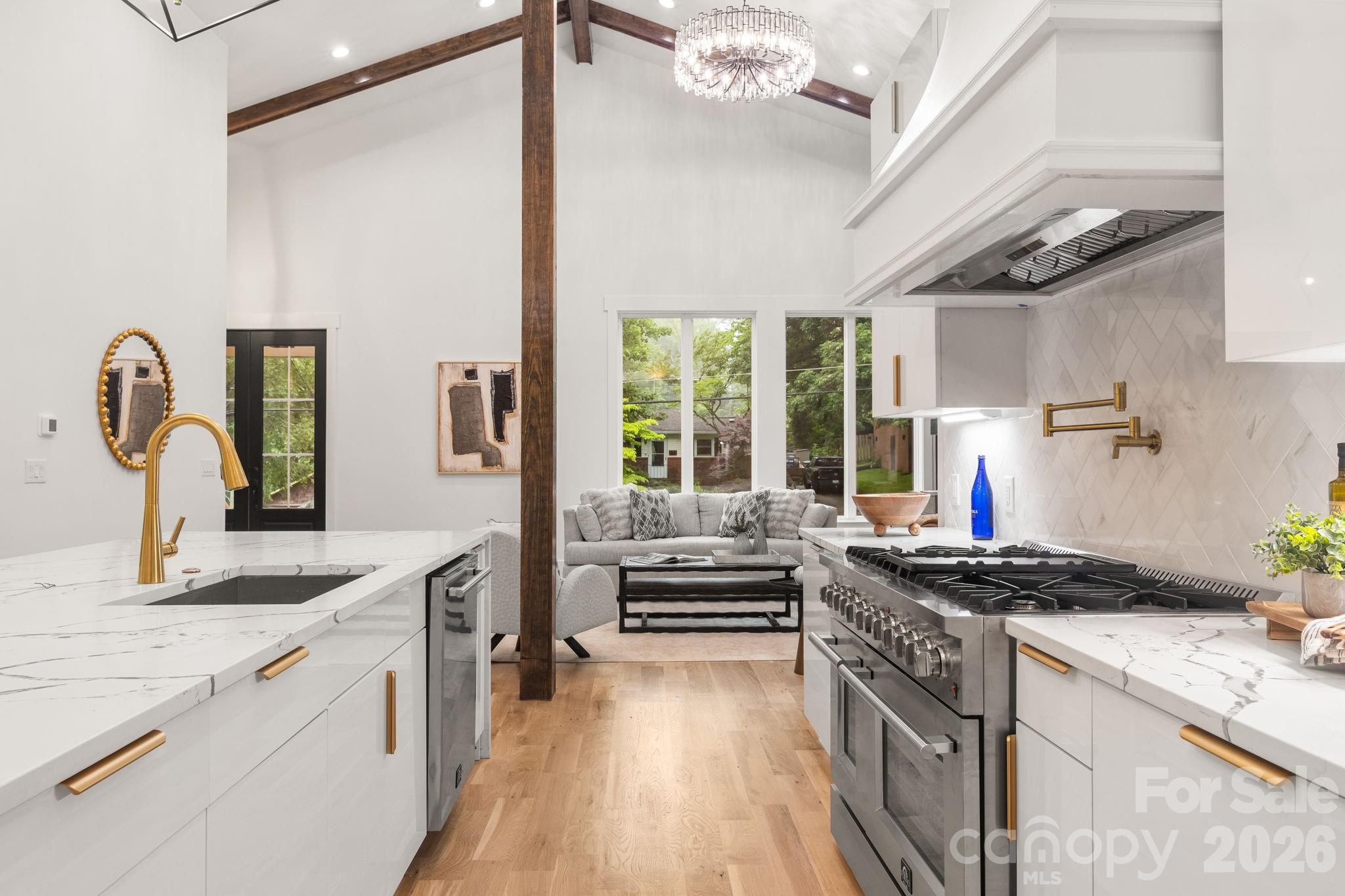 Photo 10 of 809 Crater Street, Charlotte, NC