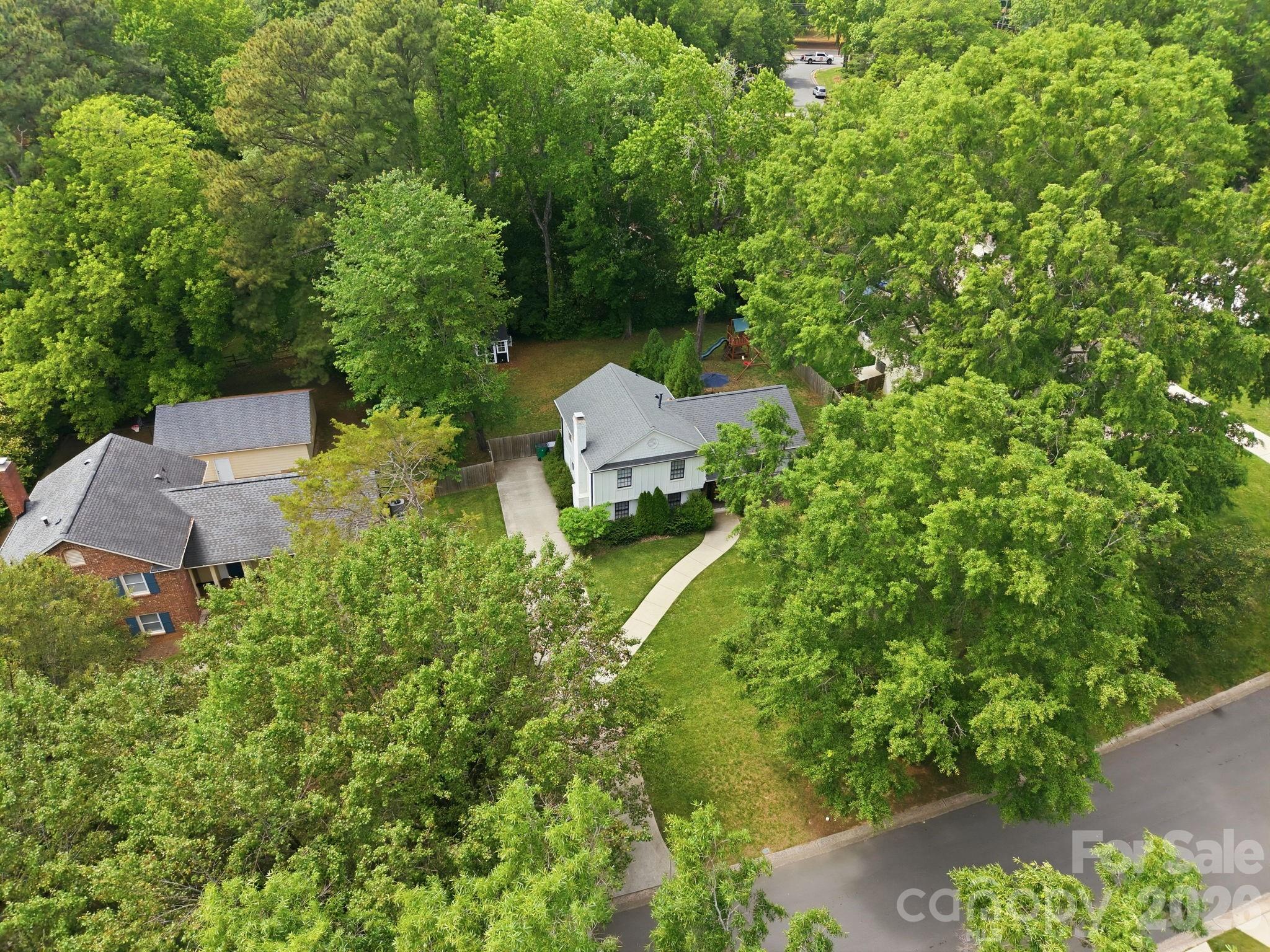 Photo 37 of 1325 Braeburn Road, Charlotte, NC